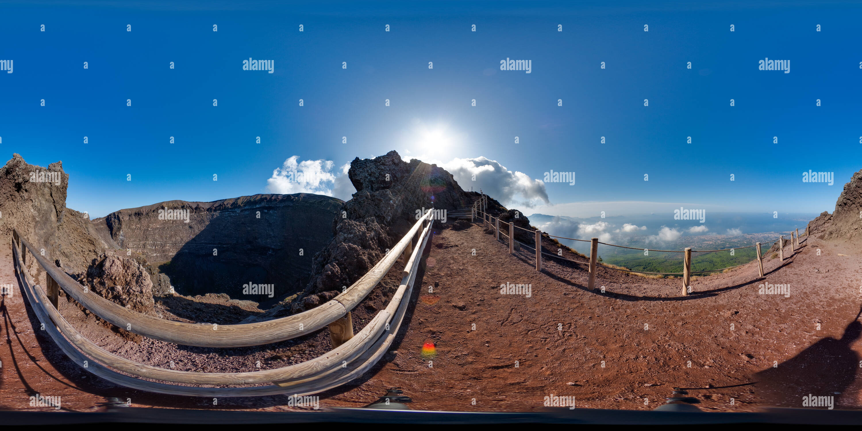 360° view of The Vesuvius Volcano - Alamy
