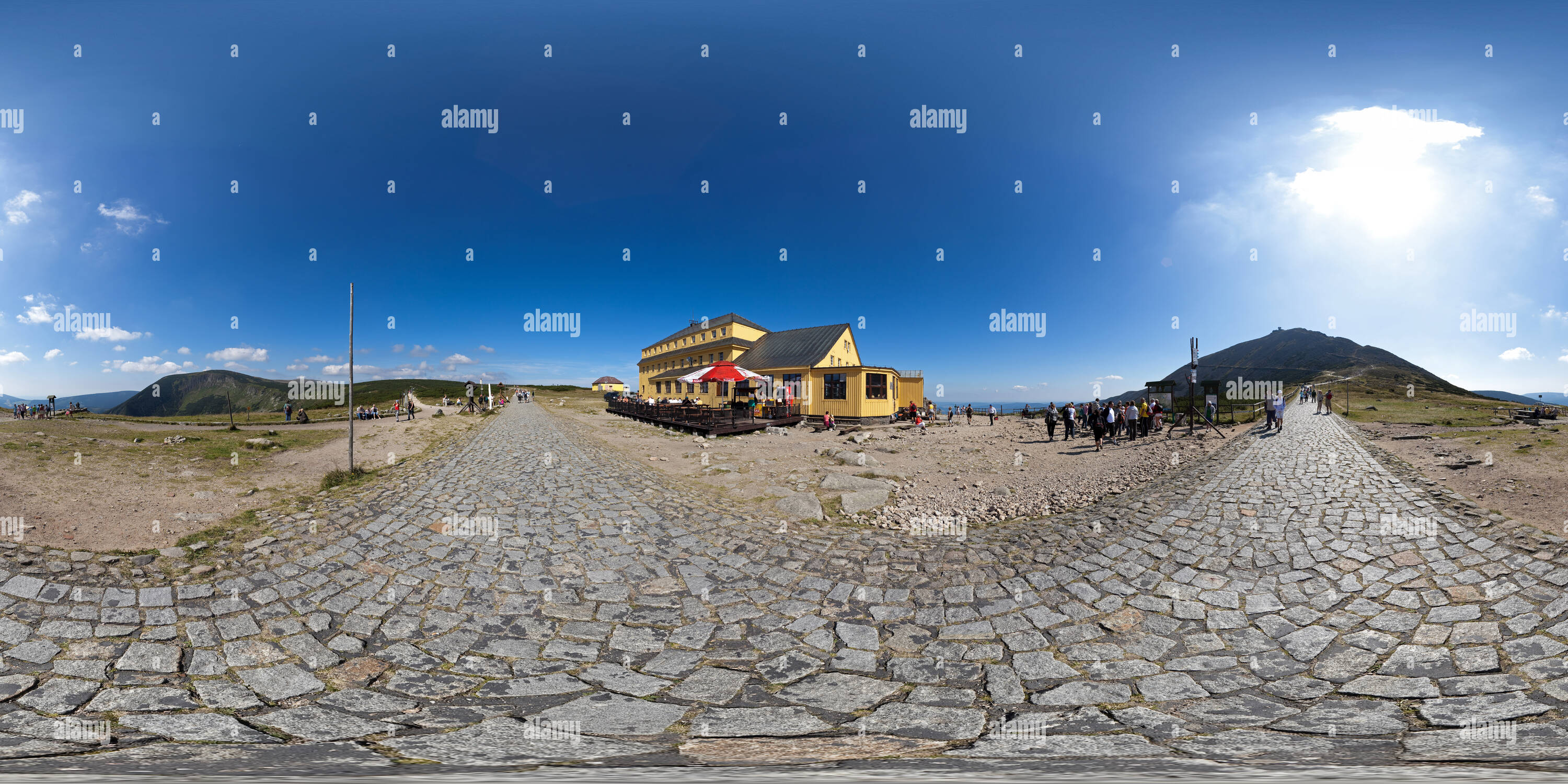 Boudy hi-res stock photography and images - Alamy