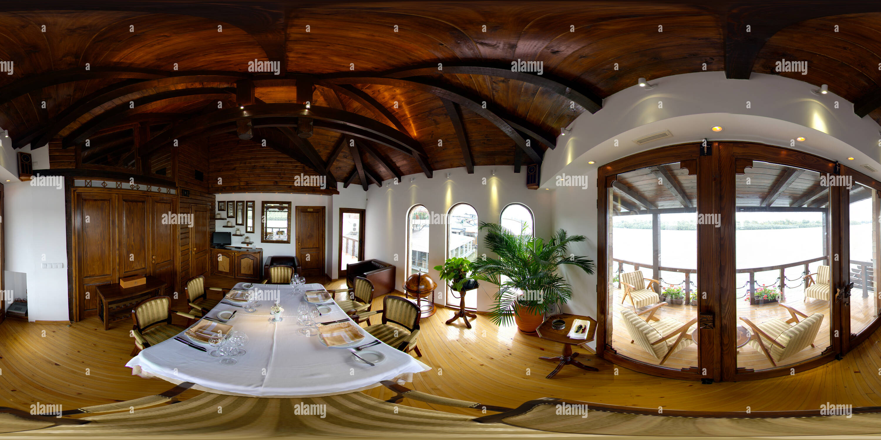 360° view of Bahus Splav Restoran Club 4 - Alamy
