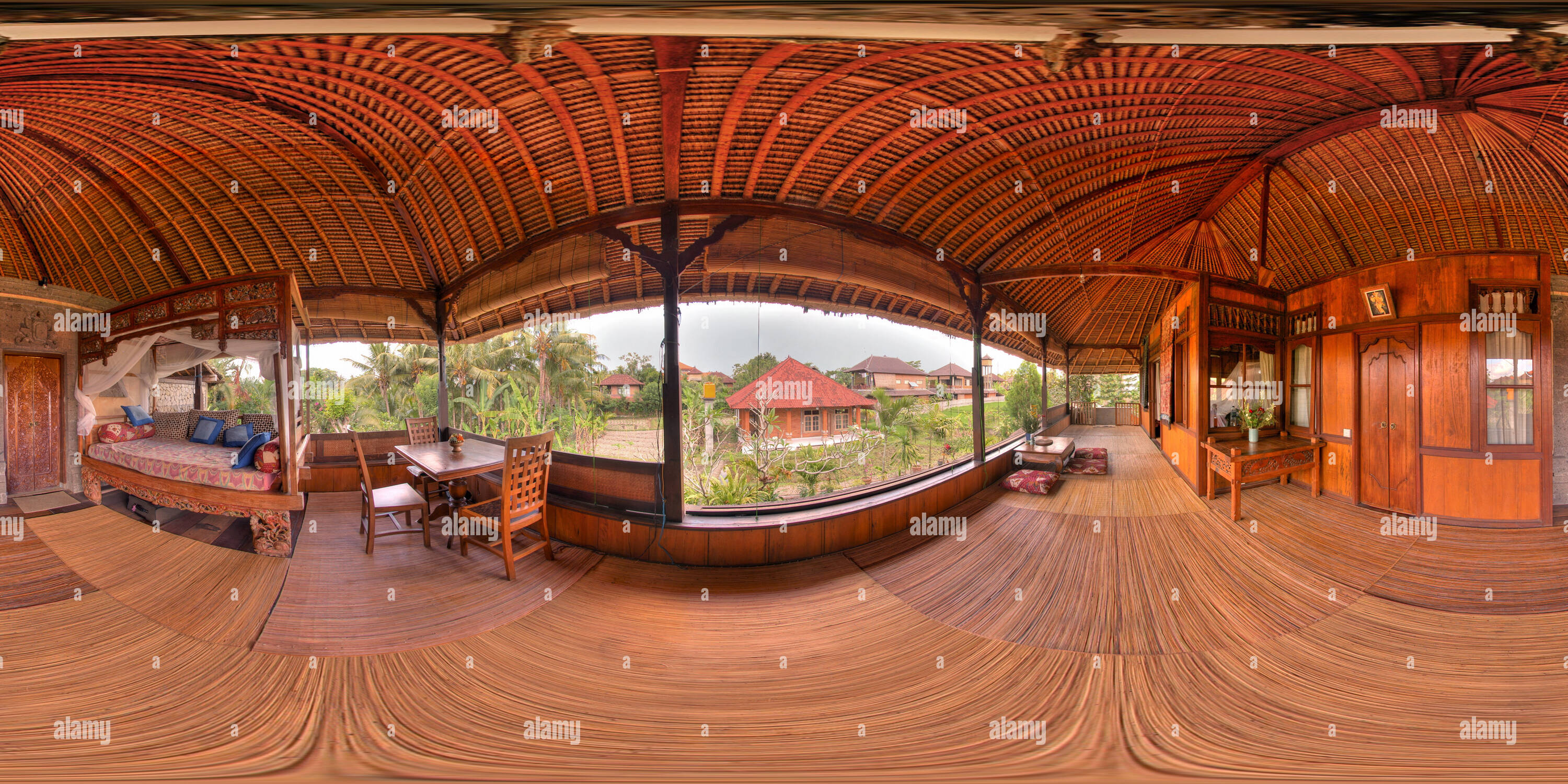 360° view of Wood House, Kebun Indah, Ubud Bali - Alamy