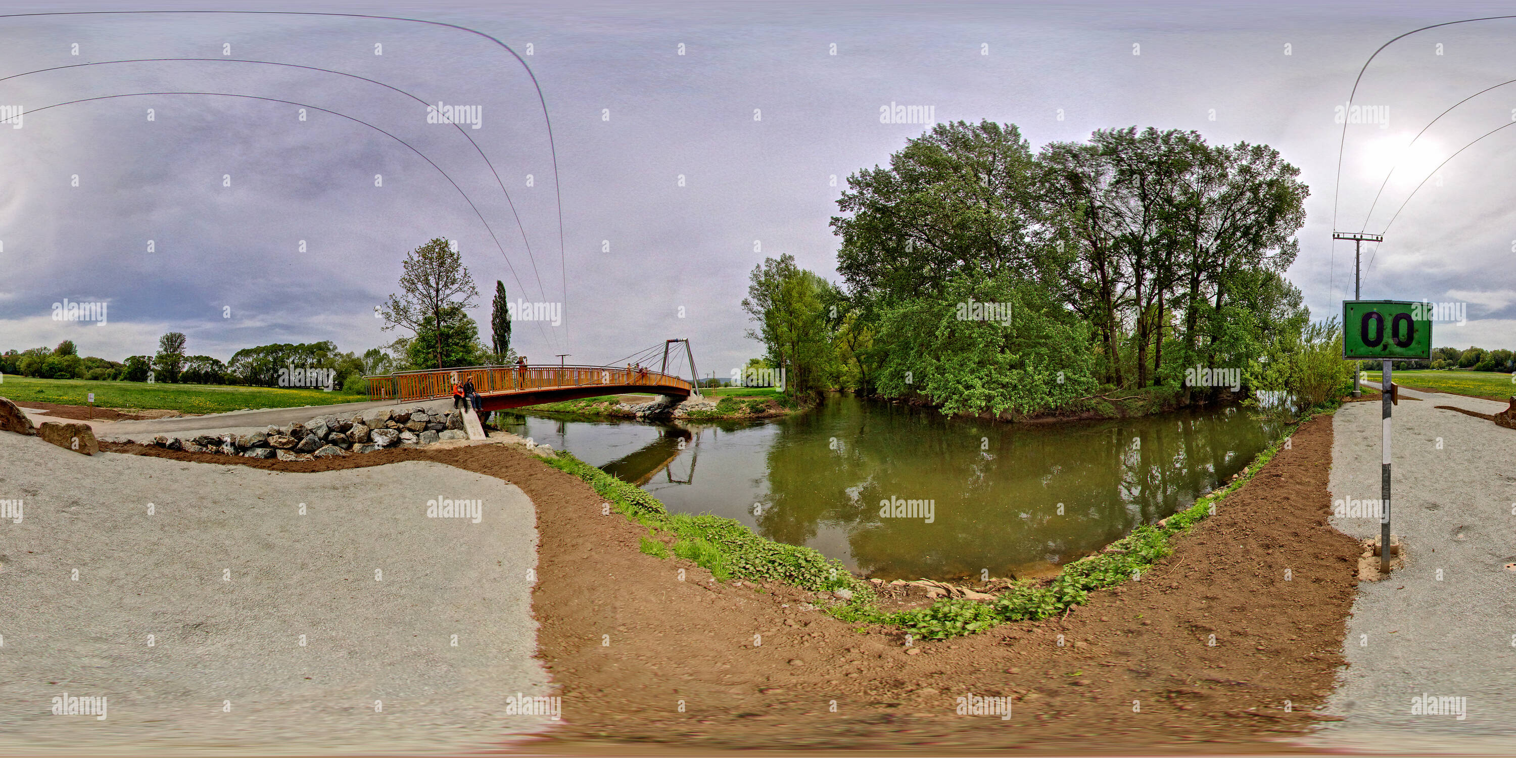 360° view of Confluence of the Red and White Main - Alamy