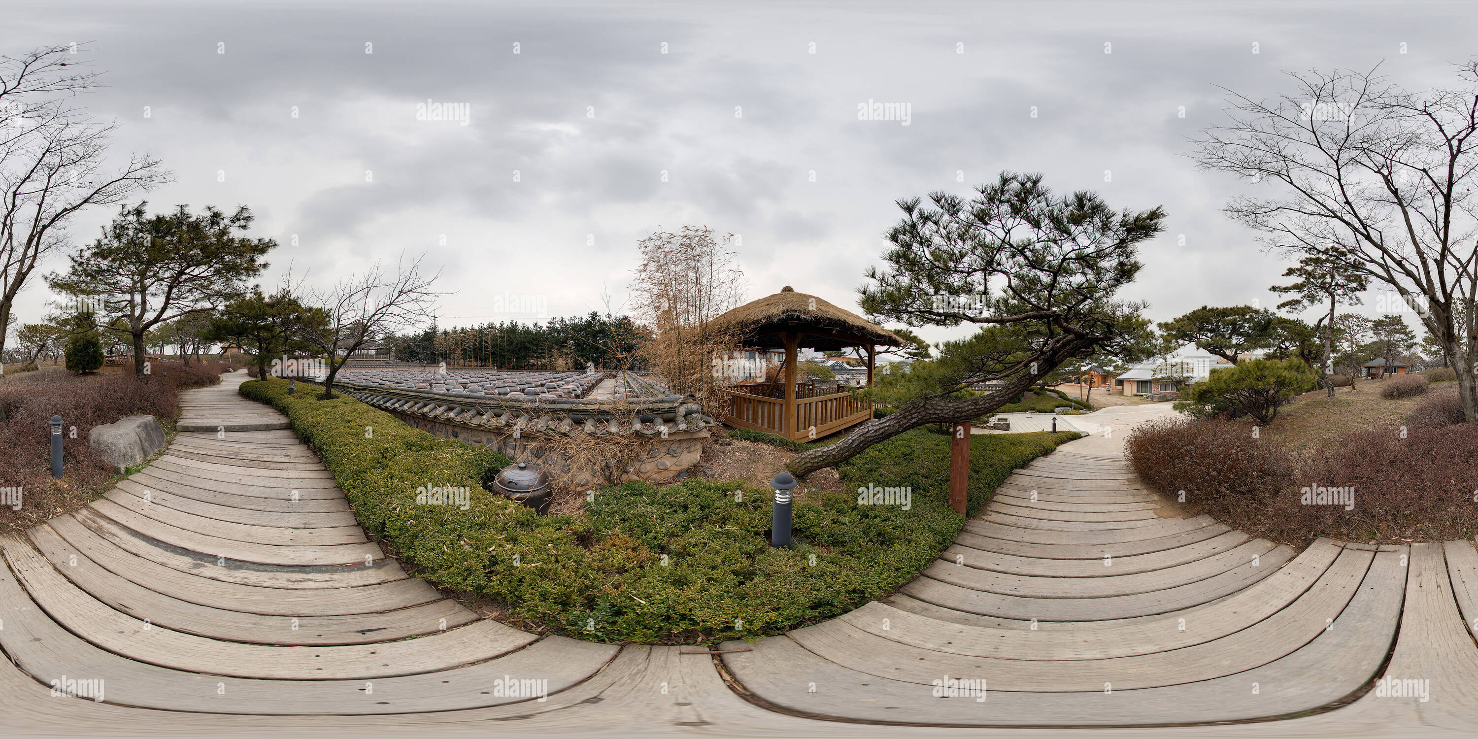 360° view of jar stand and pavilion of Seoil Farm - Alamy