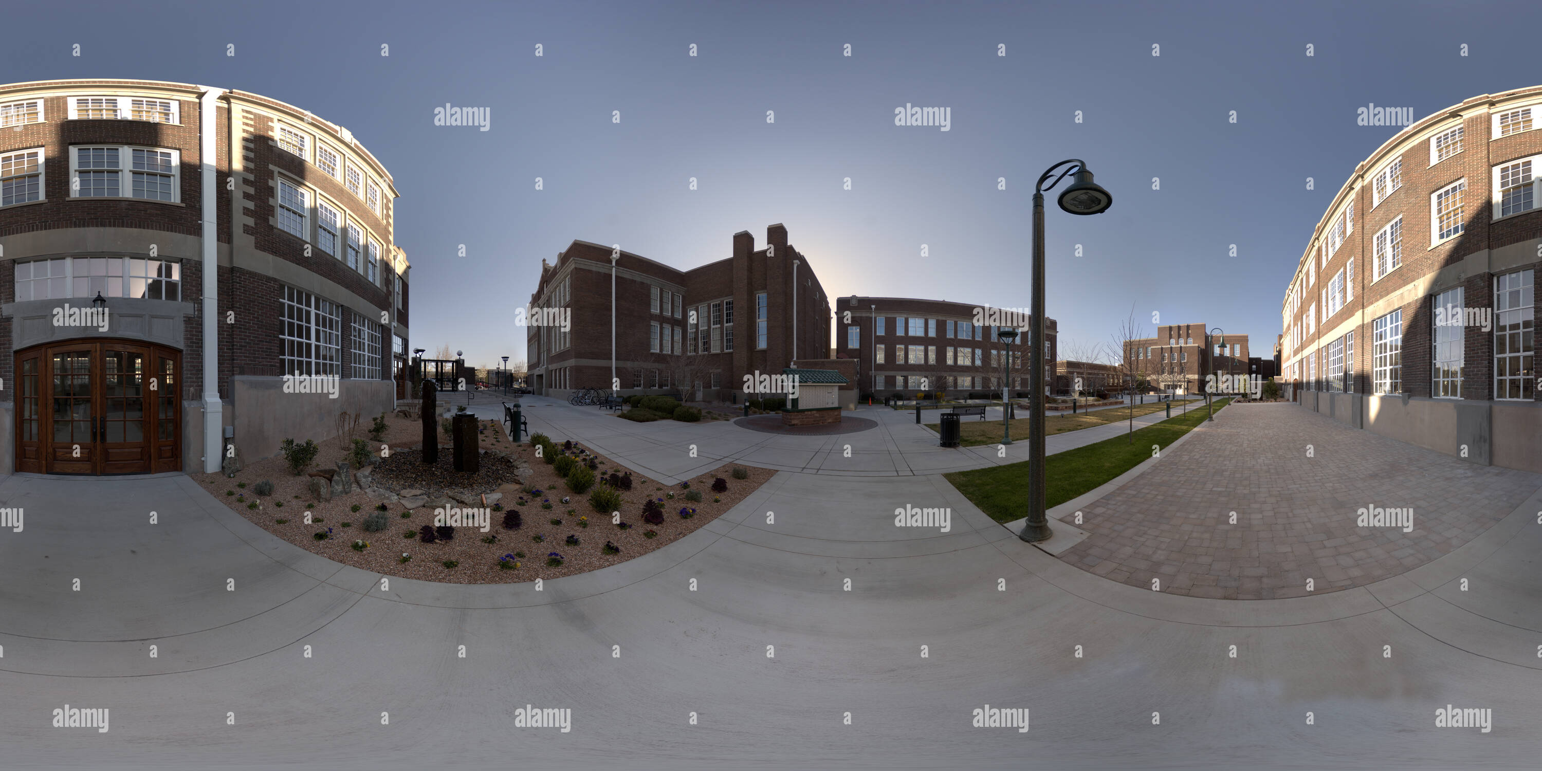 360° view of Old Abq High Courtyard 03 - Alamy
