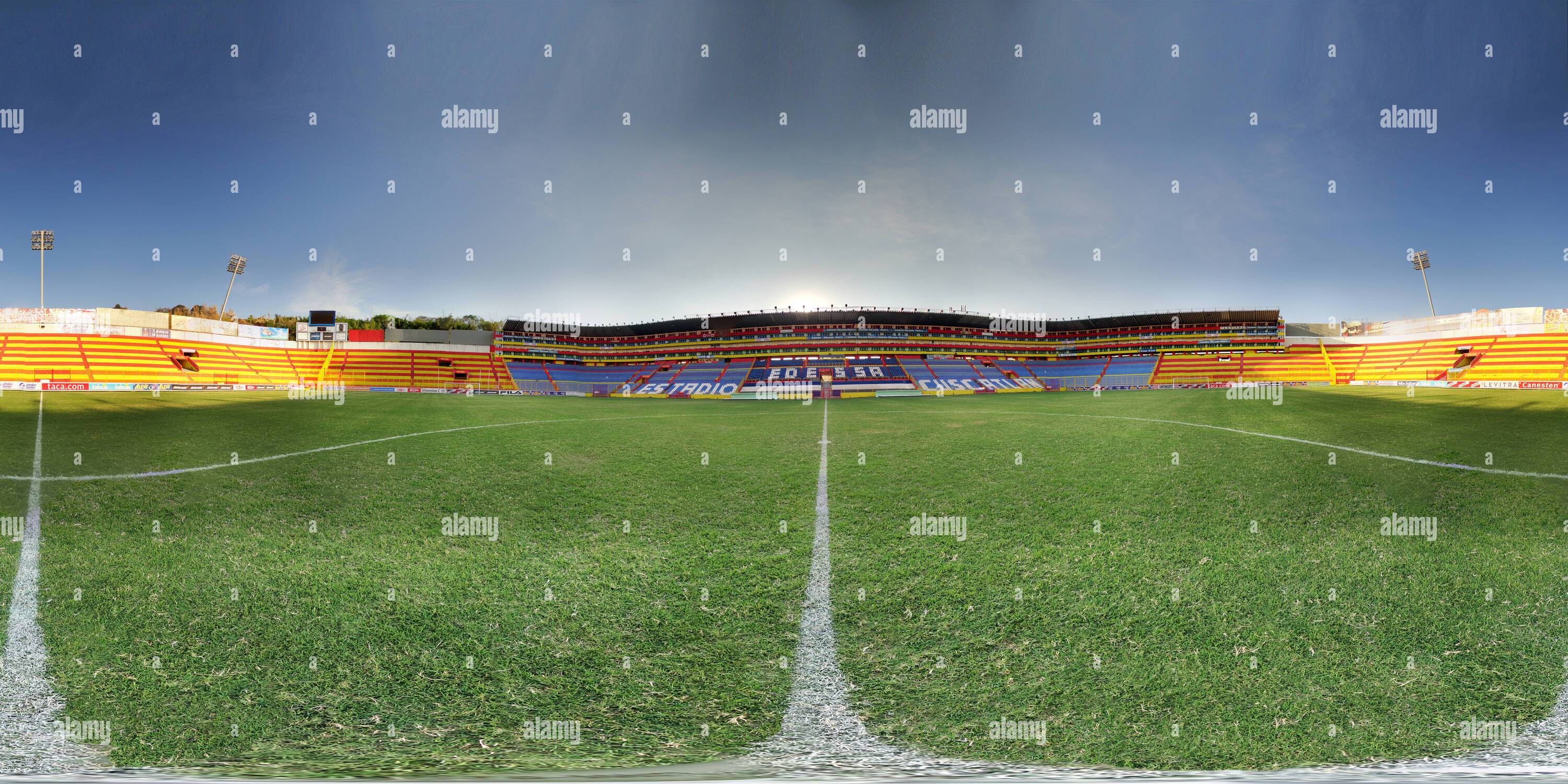Estadio cuscatlan hi-res stock photography and images - Alamy