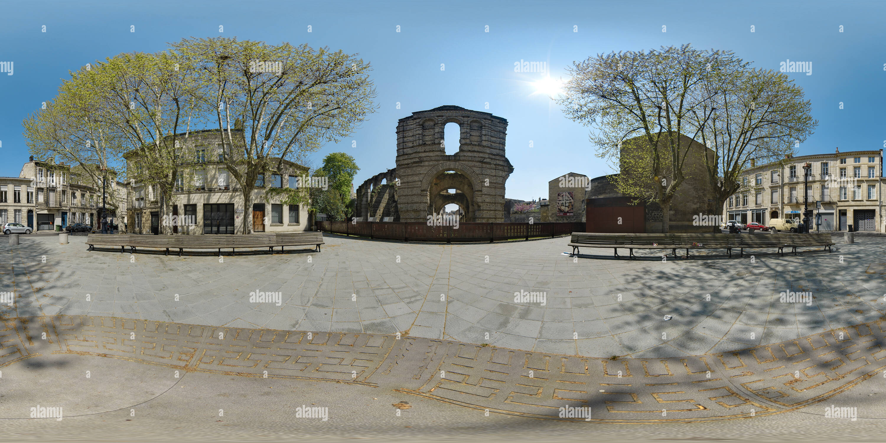 360° view of Bordeaux, le palais Gallien - France - Alamy