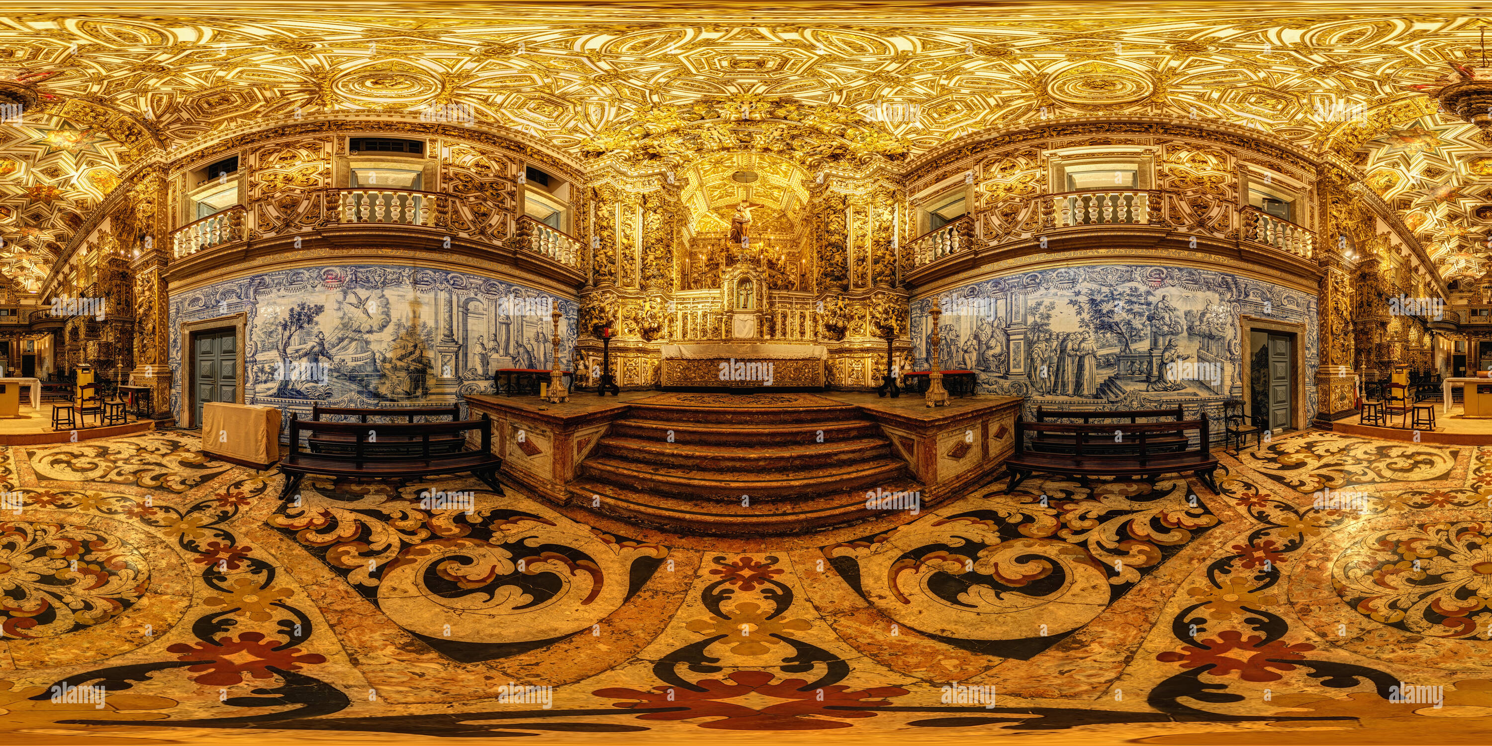 360° view of Gold Church #2 - Alamy