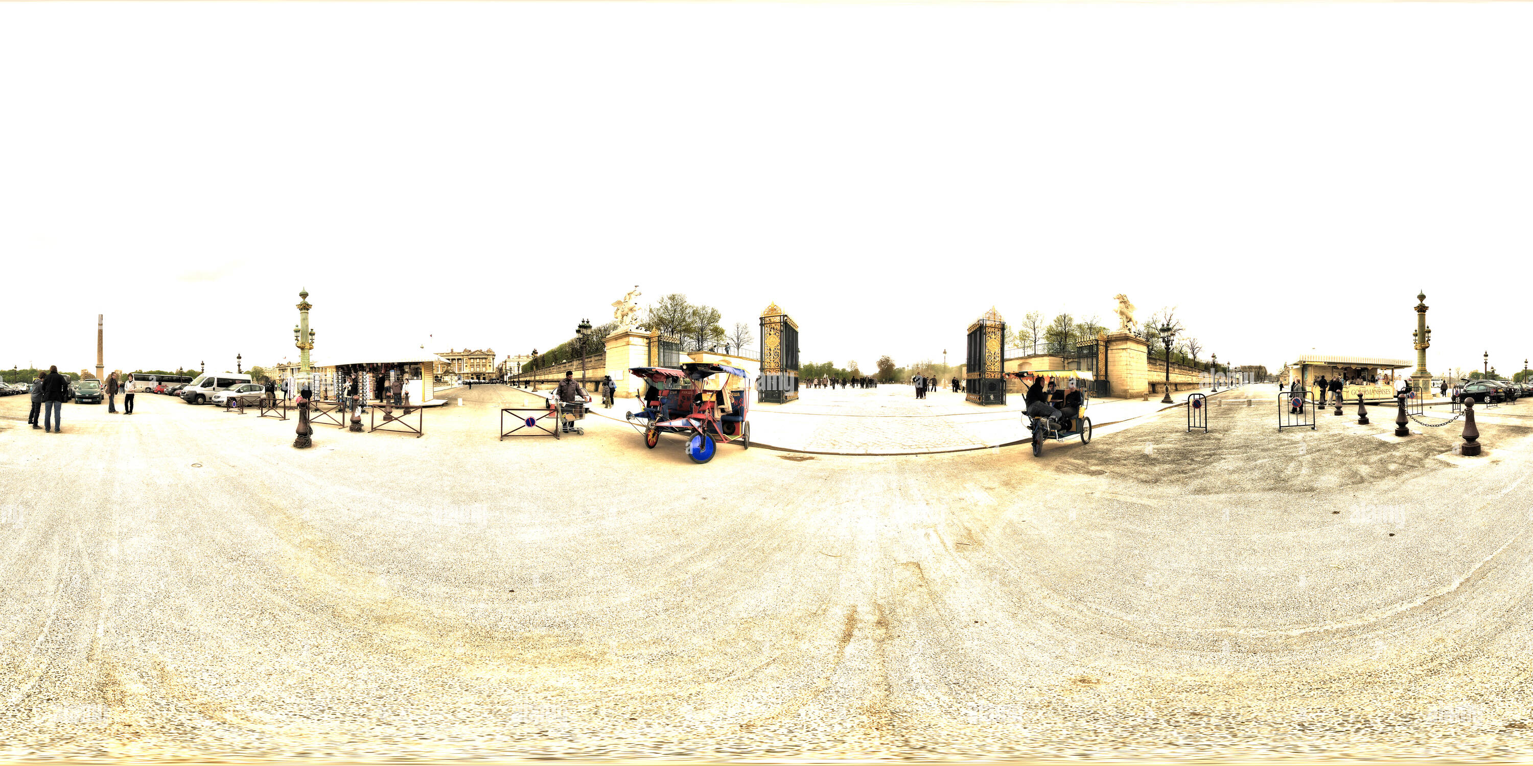 360 panorama paris hi-res stock photography and images - Alamy