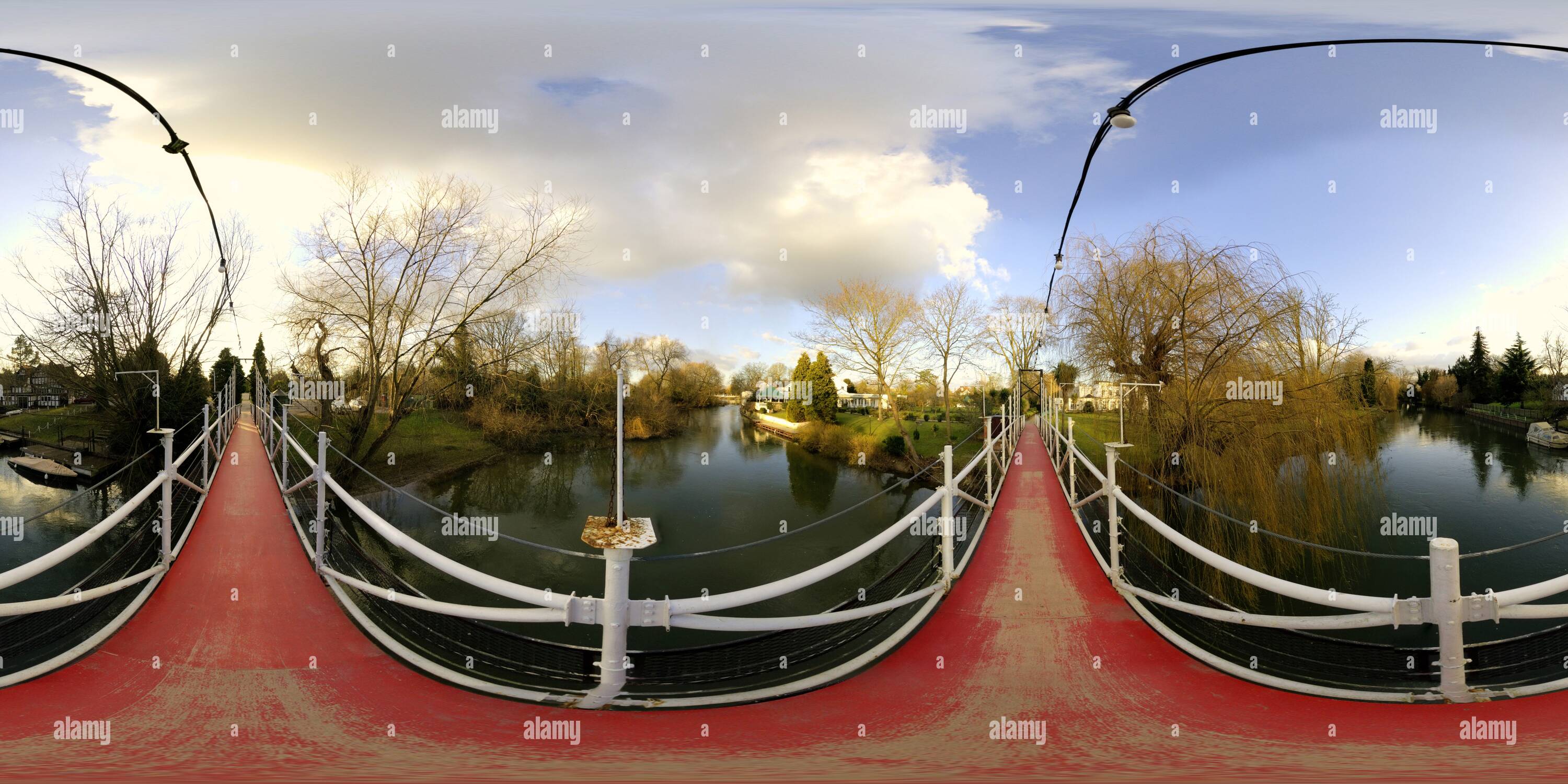360° view of Red Foot Bridge - Alamy