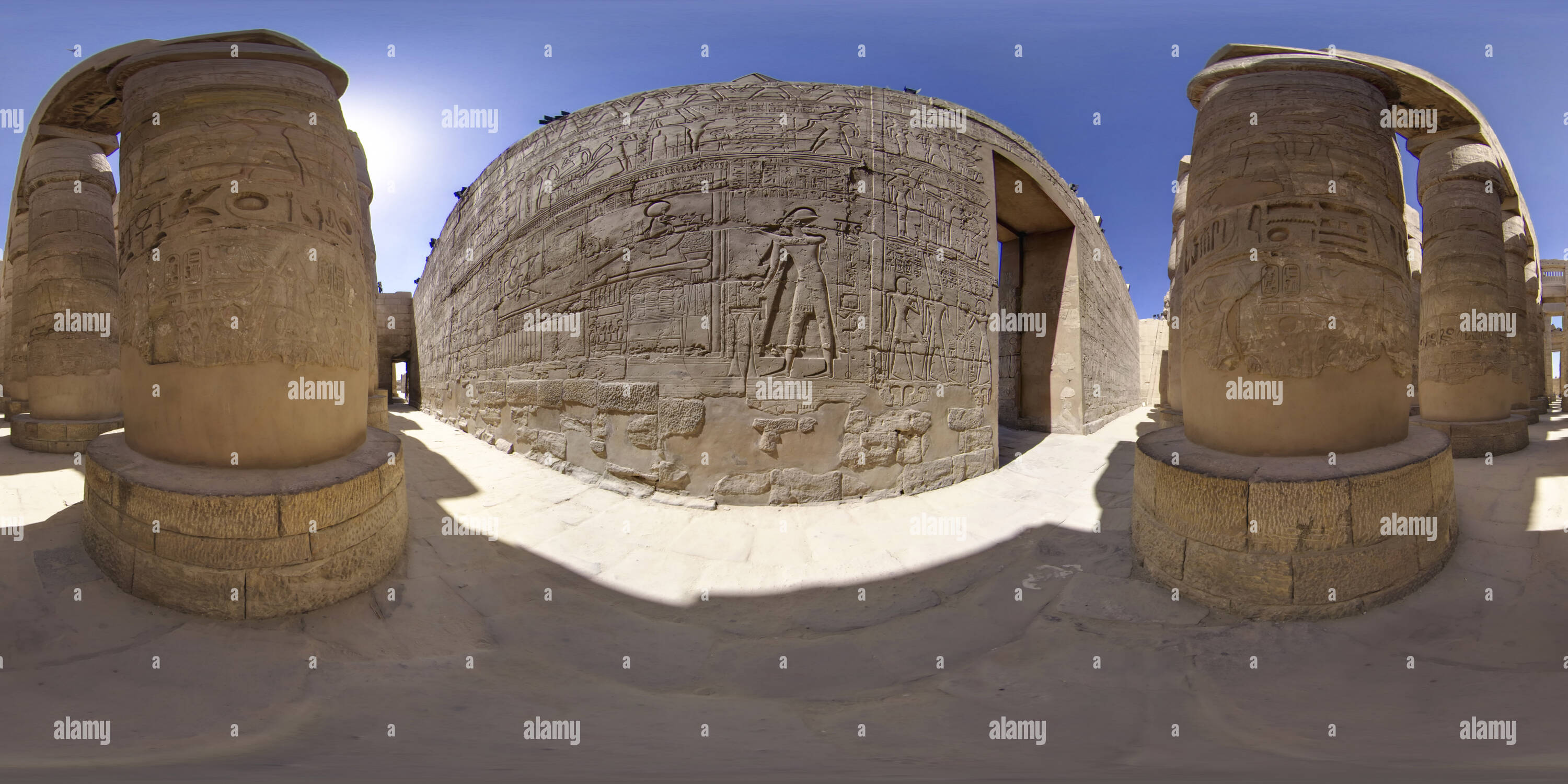 360° view of Temple Of Karnak, engraved wall - Alamy