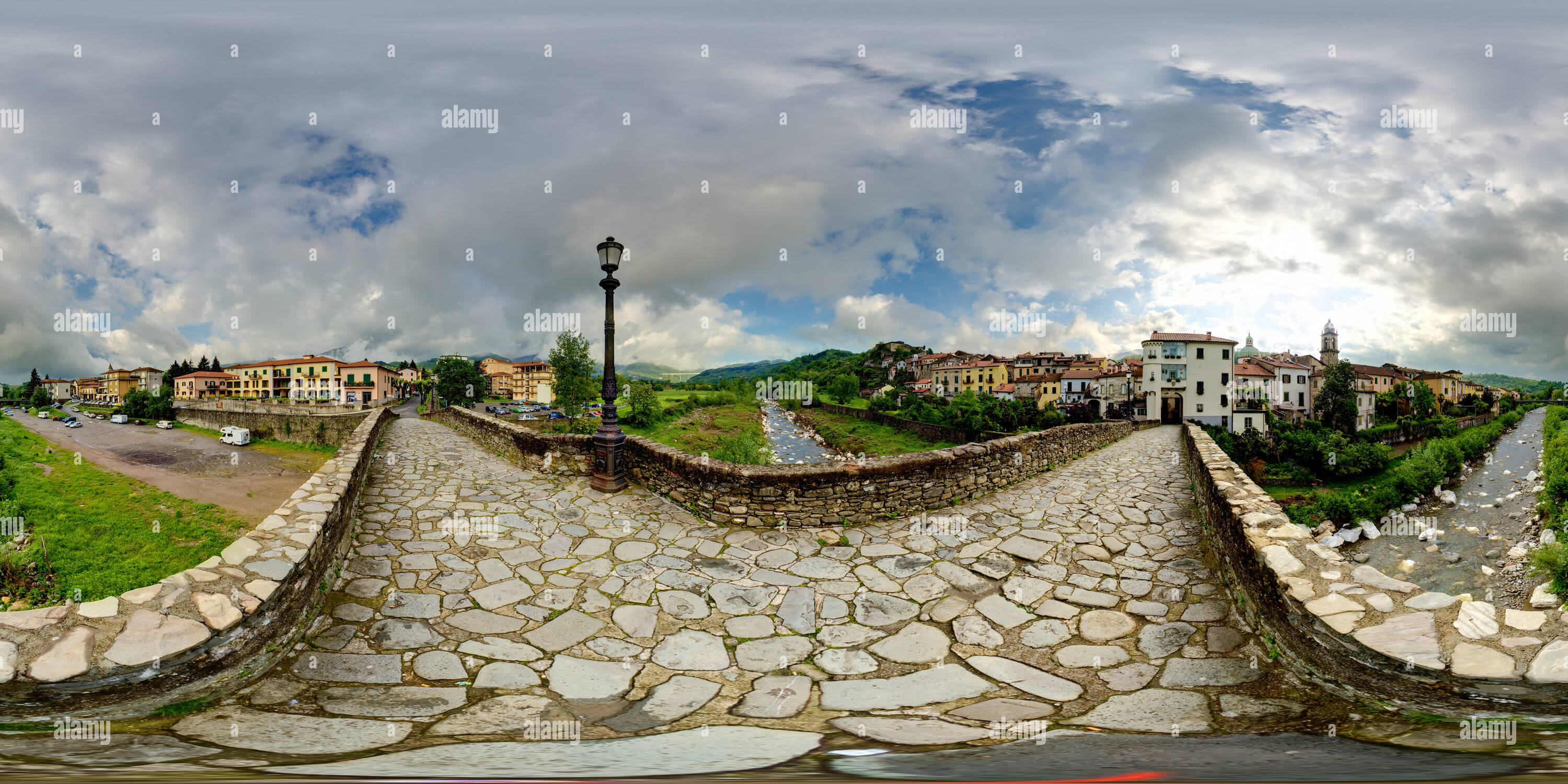 360° view of Pontremoli - Bridge over Fiume Magra - Alamy