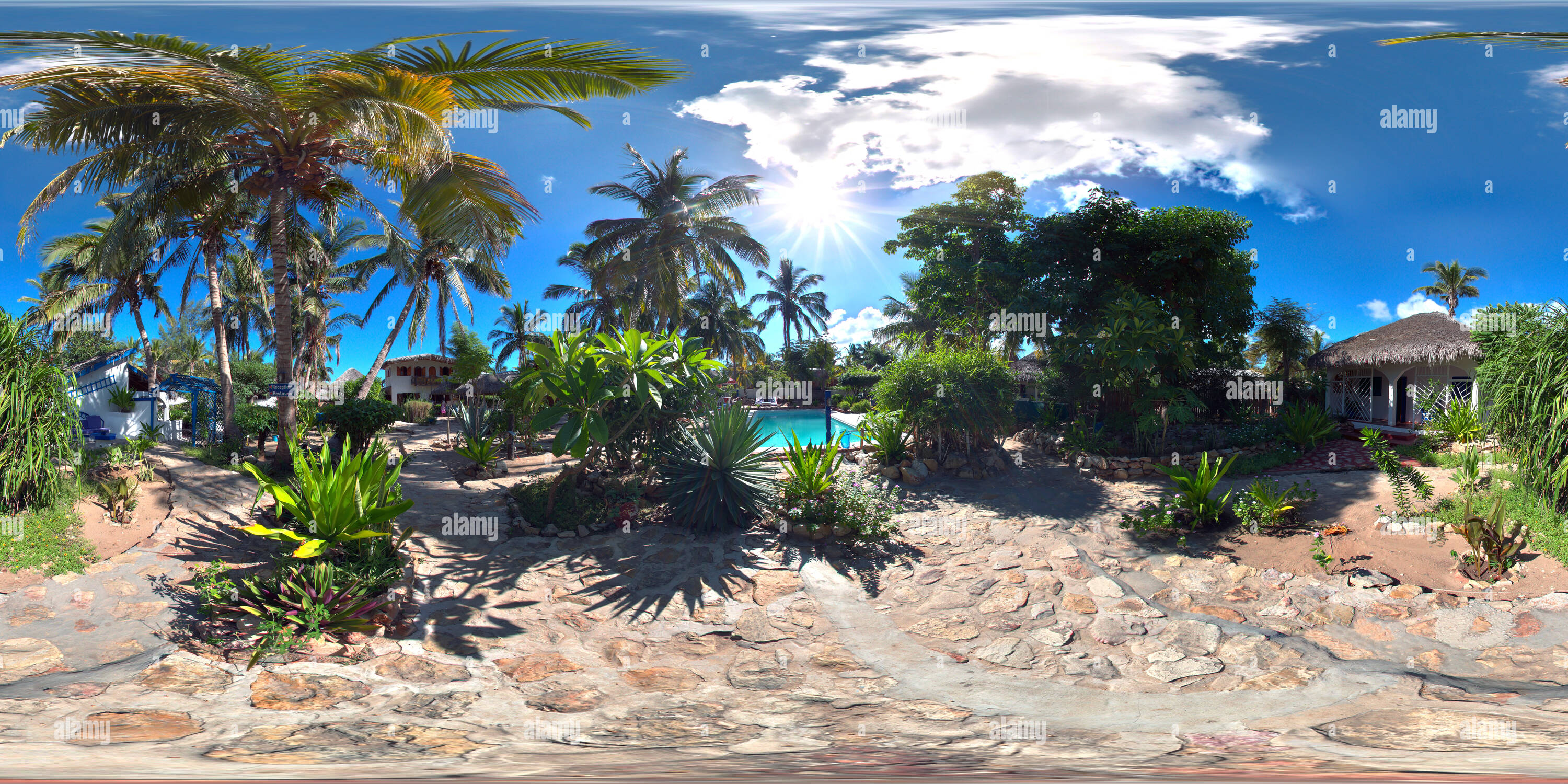 360° view of Garden of Chez Maggie in Morondava - Alamy