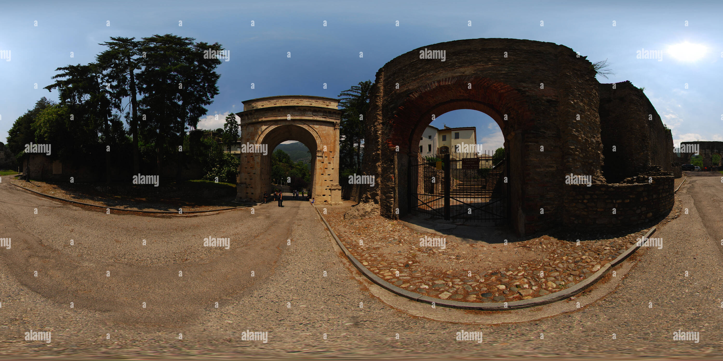 360° view of Susa, the Augustan Arch - Alamy