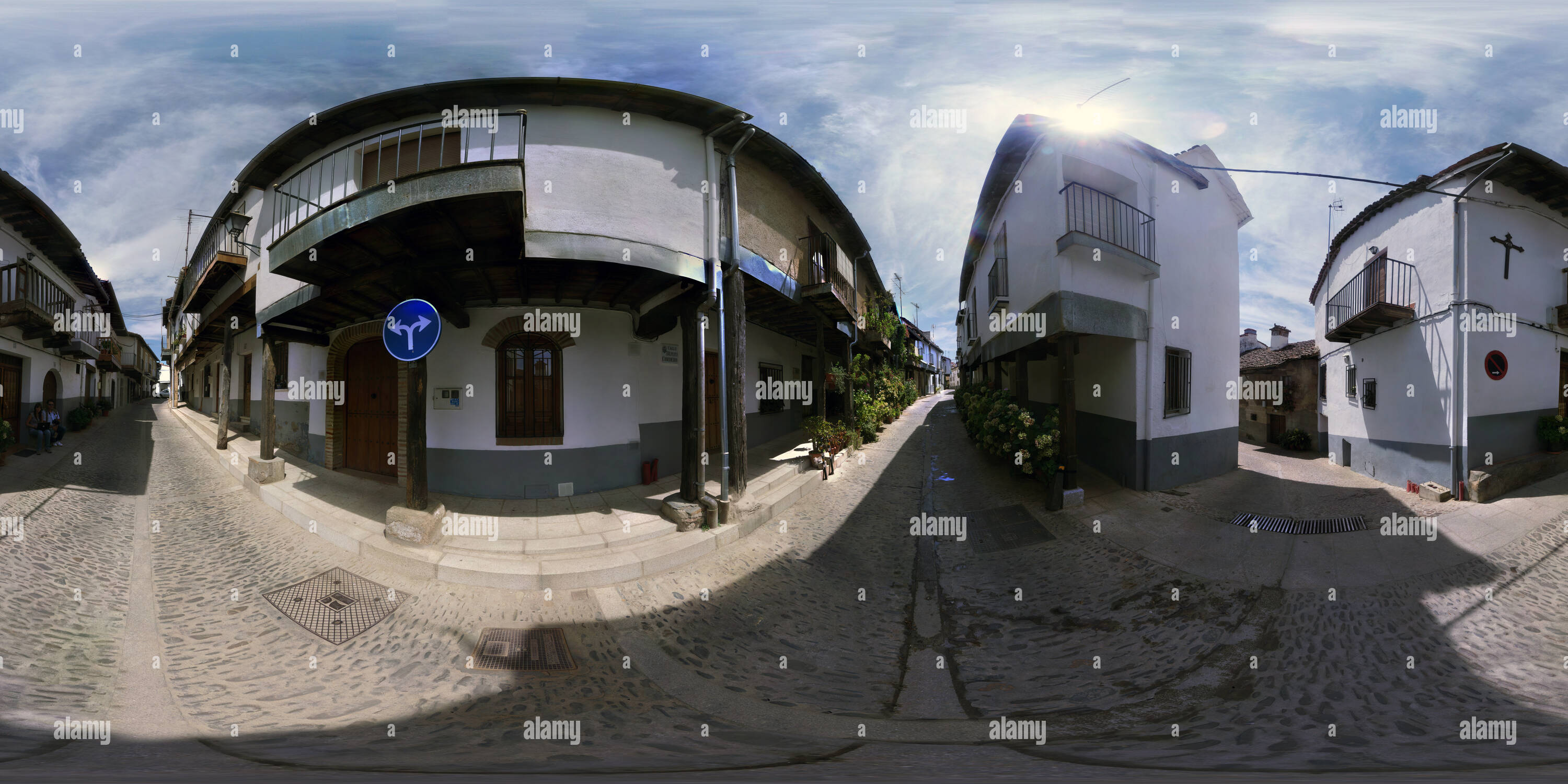 360° view of Square of the three jets - Alamy