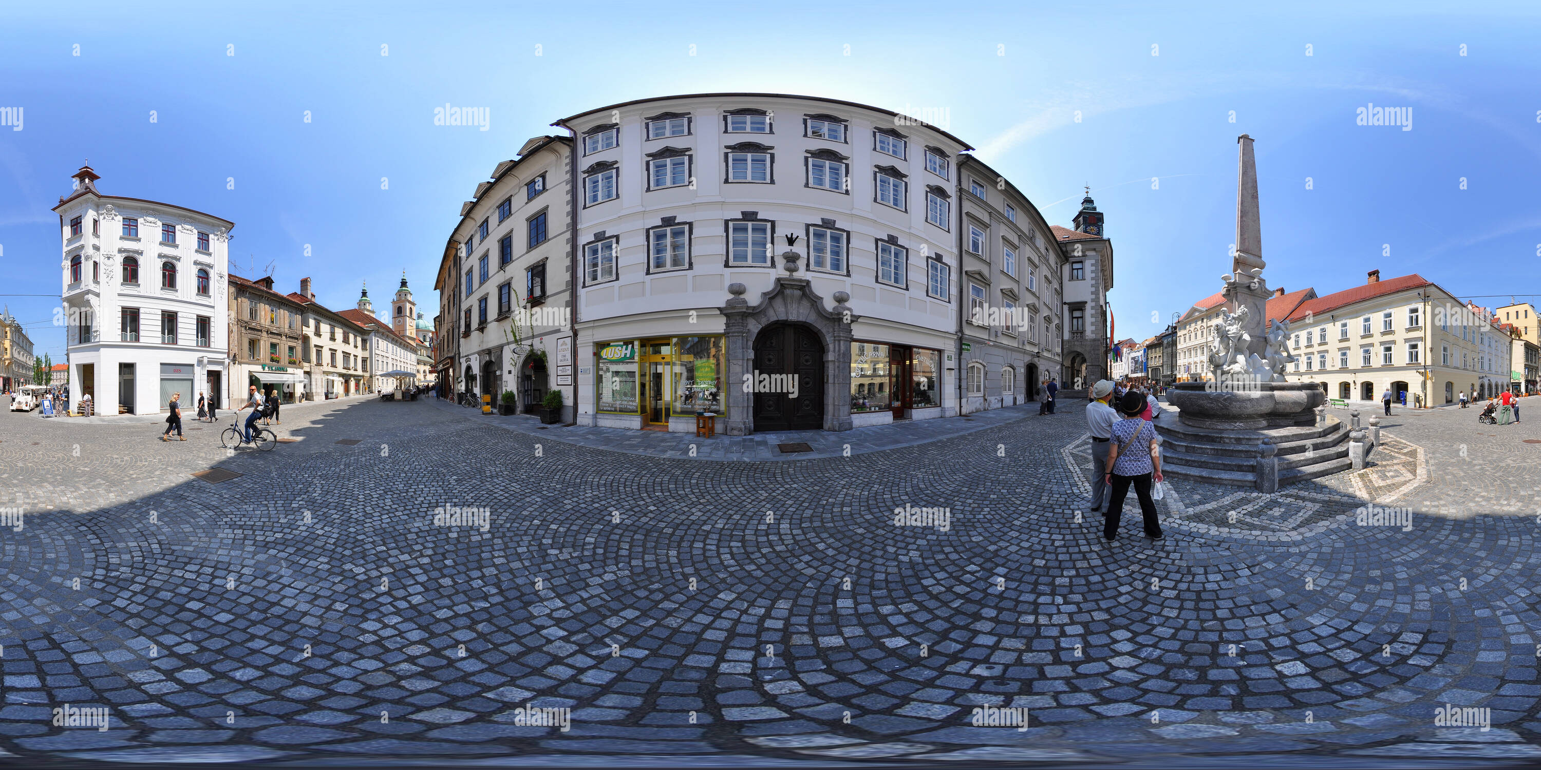 360° view of Ljubljana, Robba fountain - Alamy