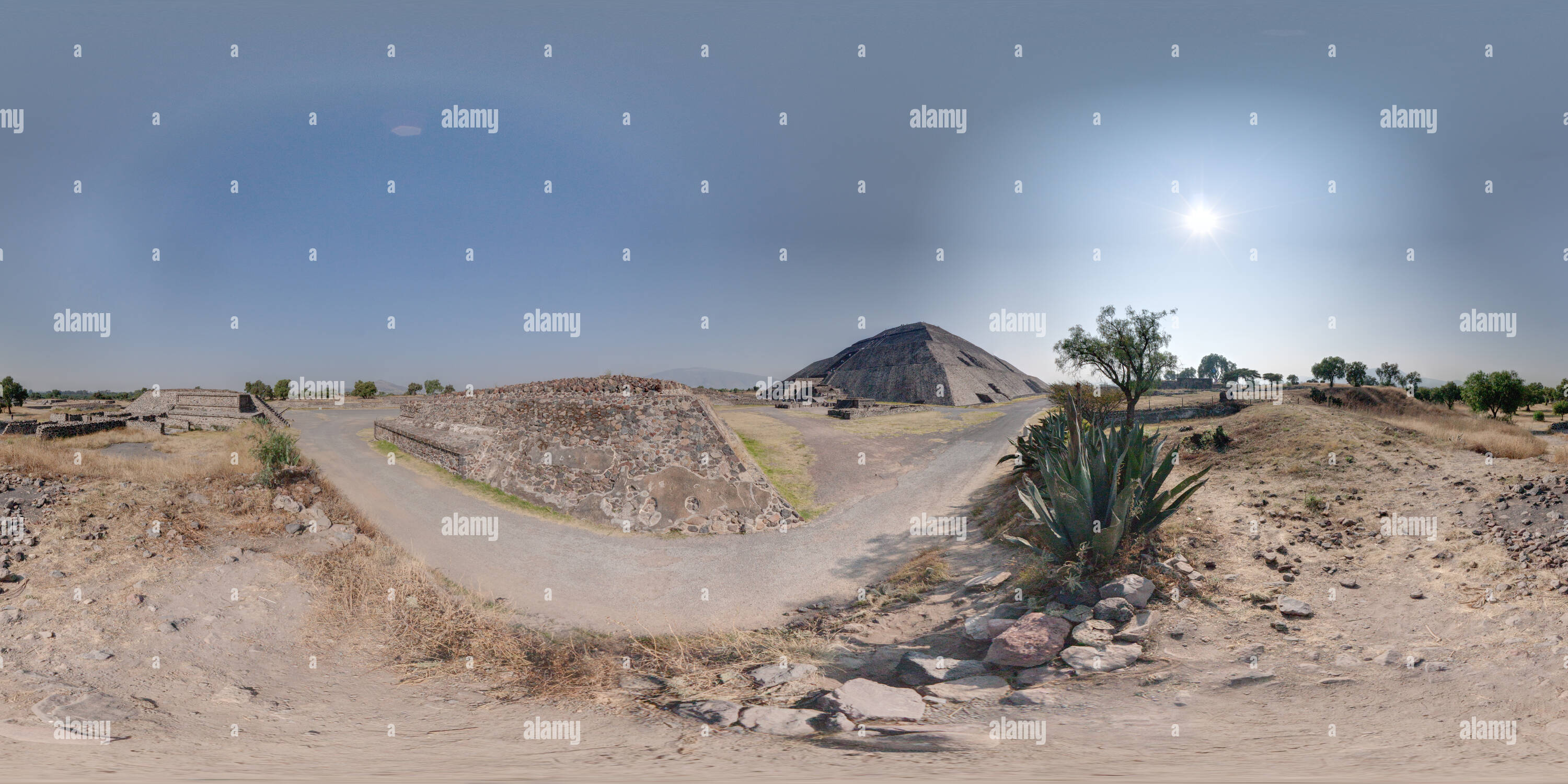 360° view of Pyramid of The Sun - Alamy