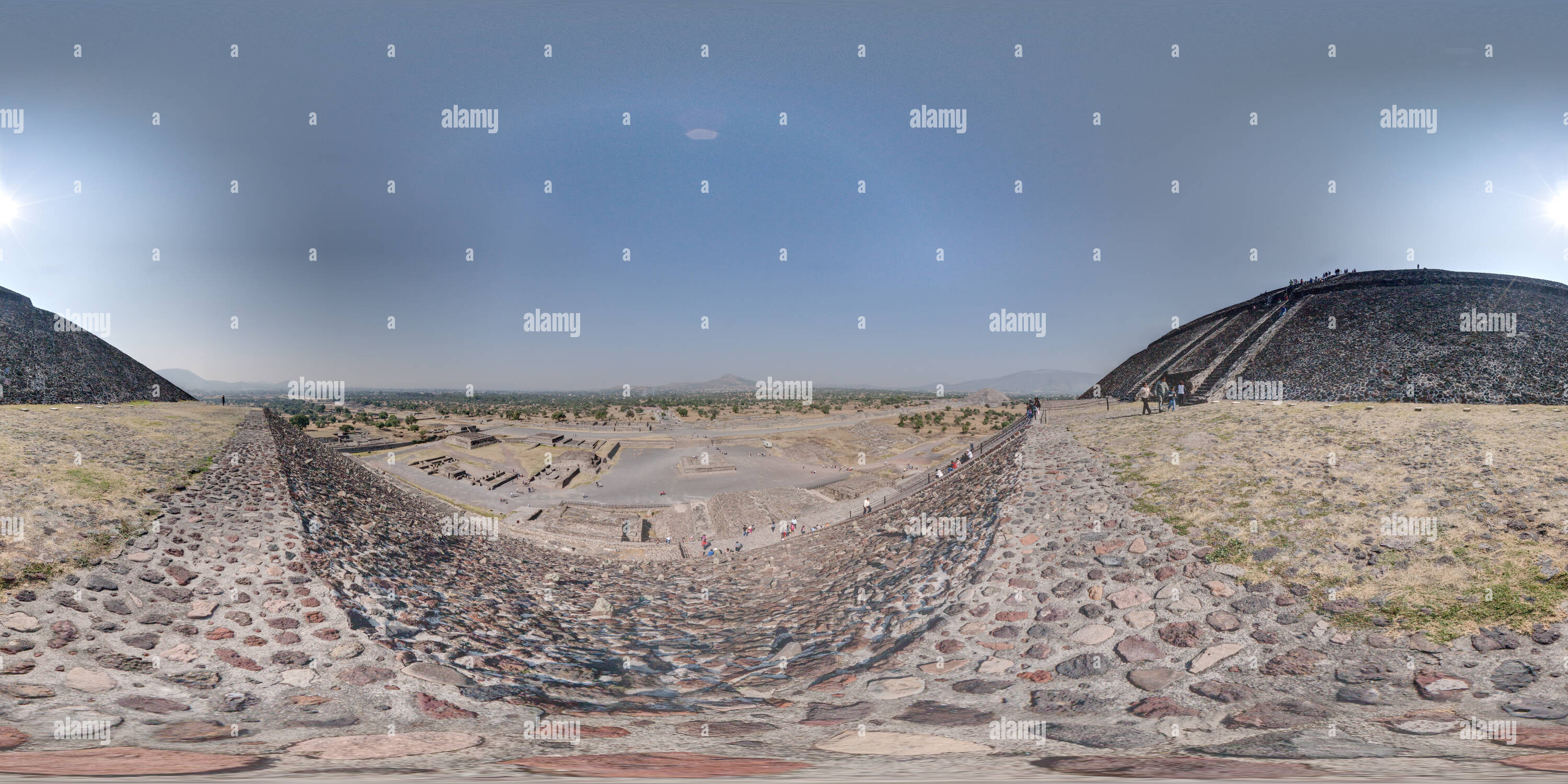 360° view of The Pyramid of The Sun - Alamy