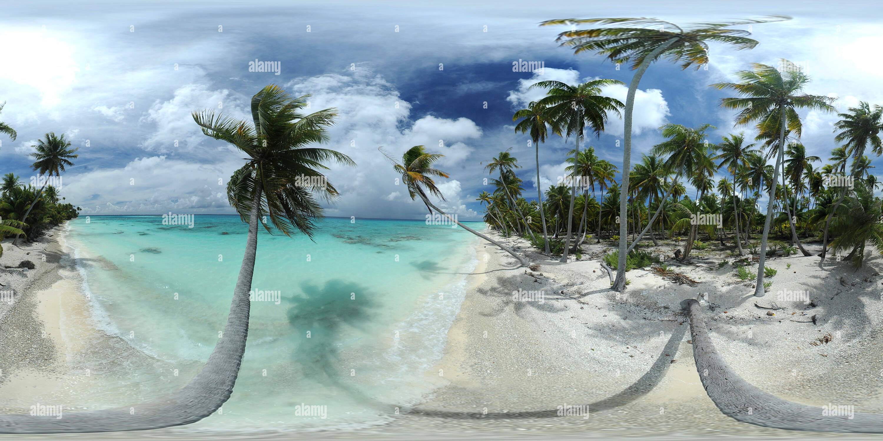 Fakarava pink sand hi-res stock photography and images - Alamy