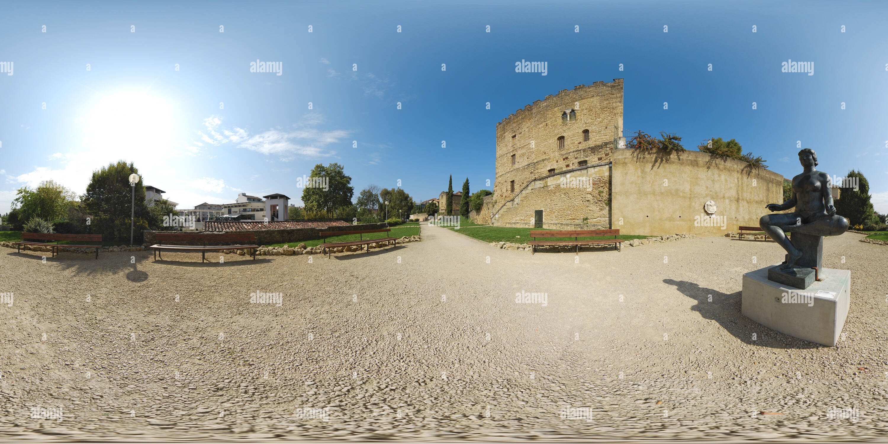 360° view of Le donjon Lacataye à Mont De Marsan - France - Alamy