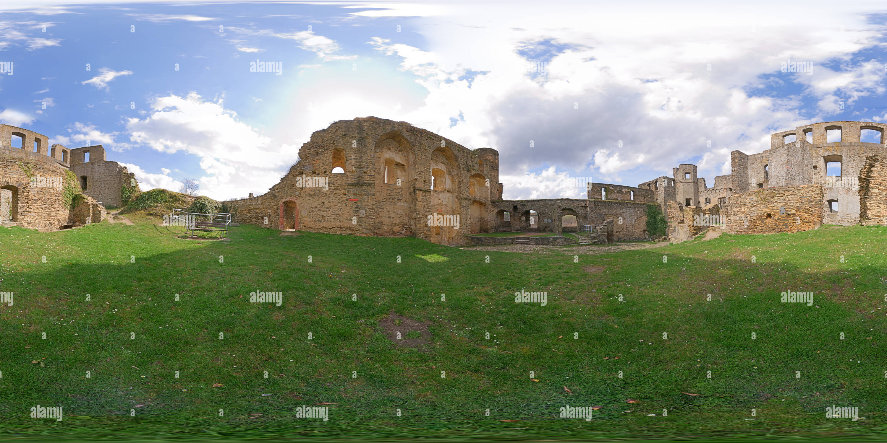 360° view of Inner ward of castle Rheinfels St. Goar - Alamy