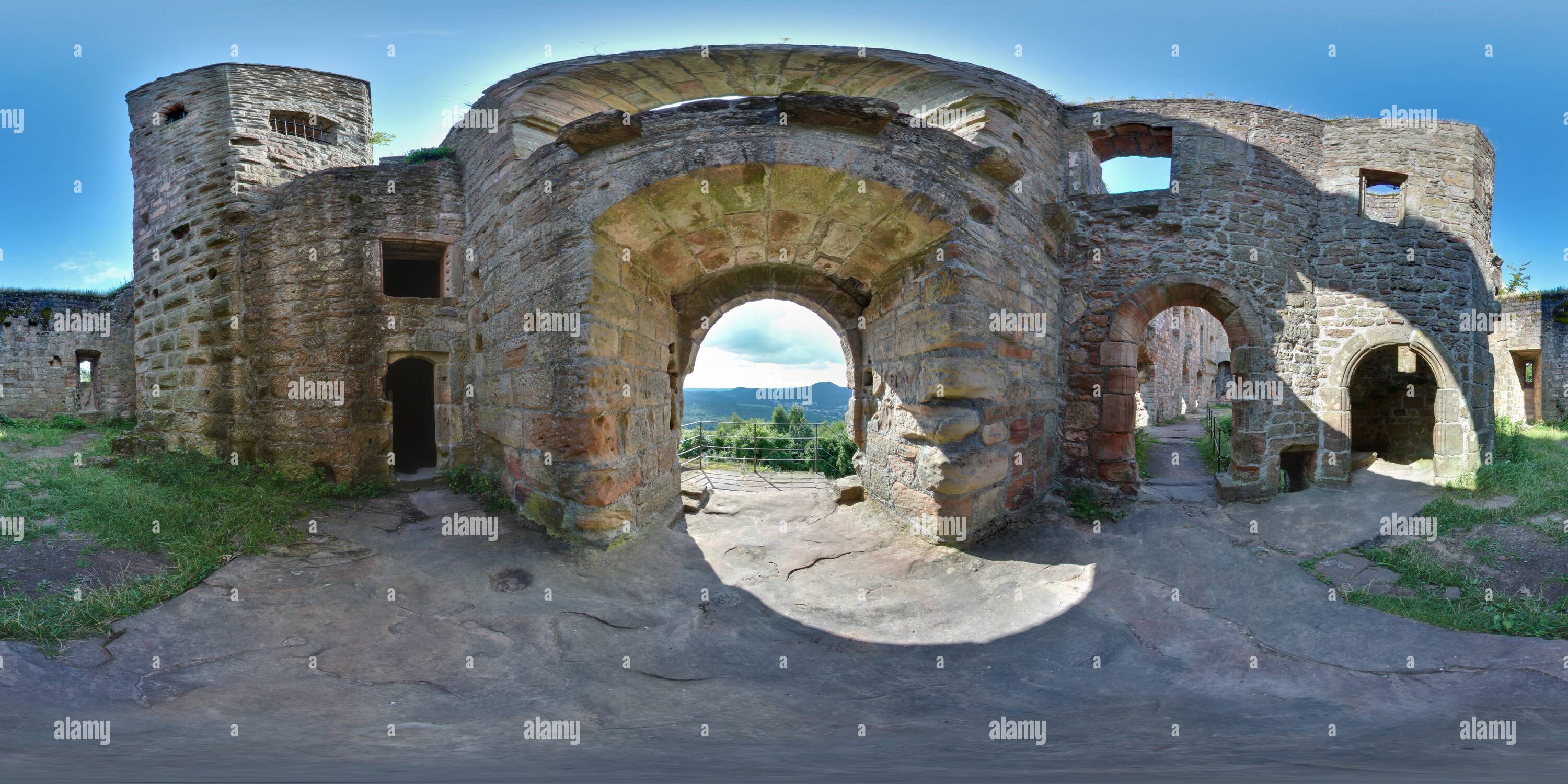 360° view of Burgruine Gräfenstein bei Merzalben - Alamy