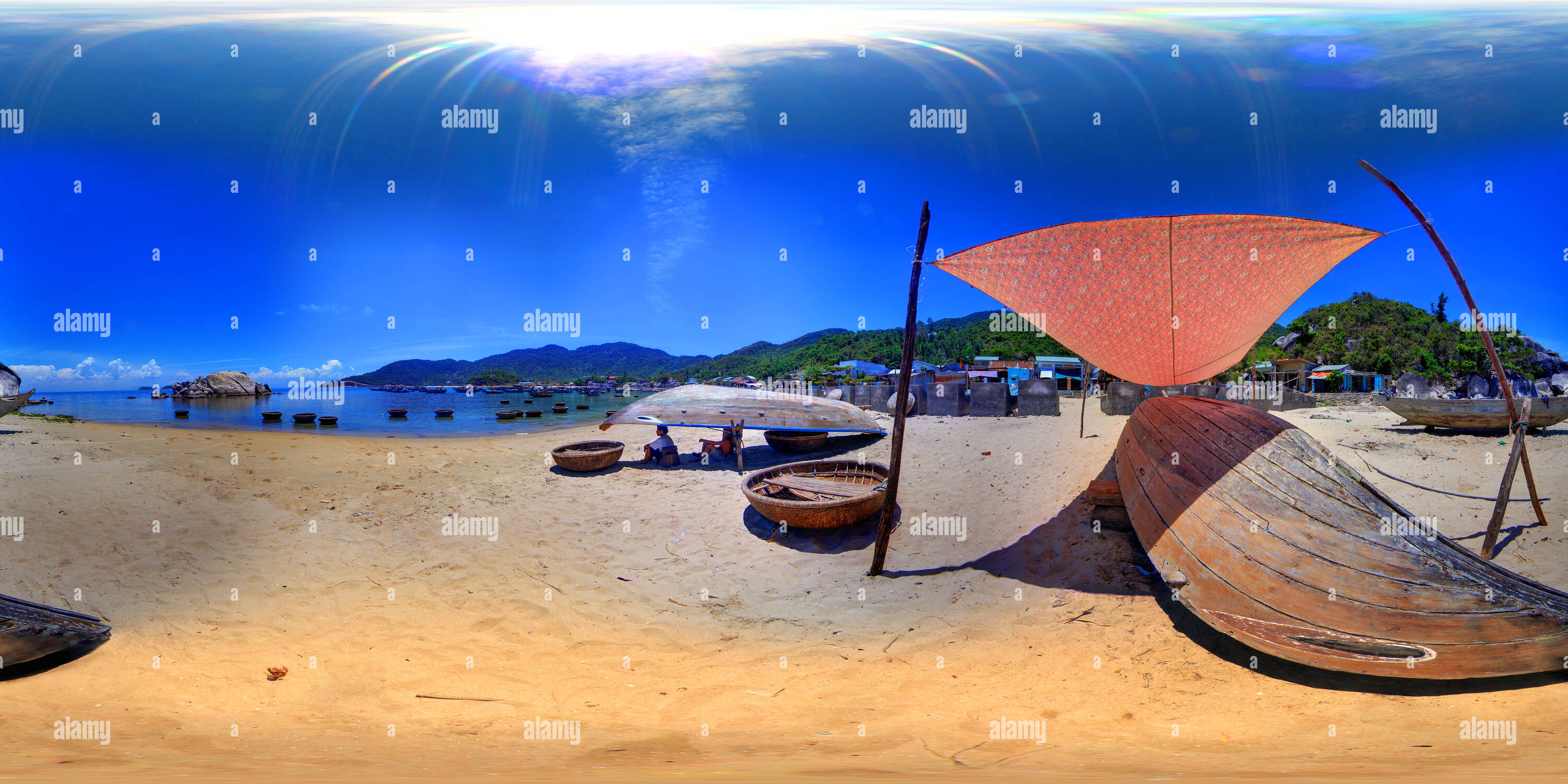 360° view of Fishing Village Cham Island - Alamy