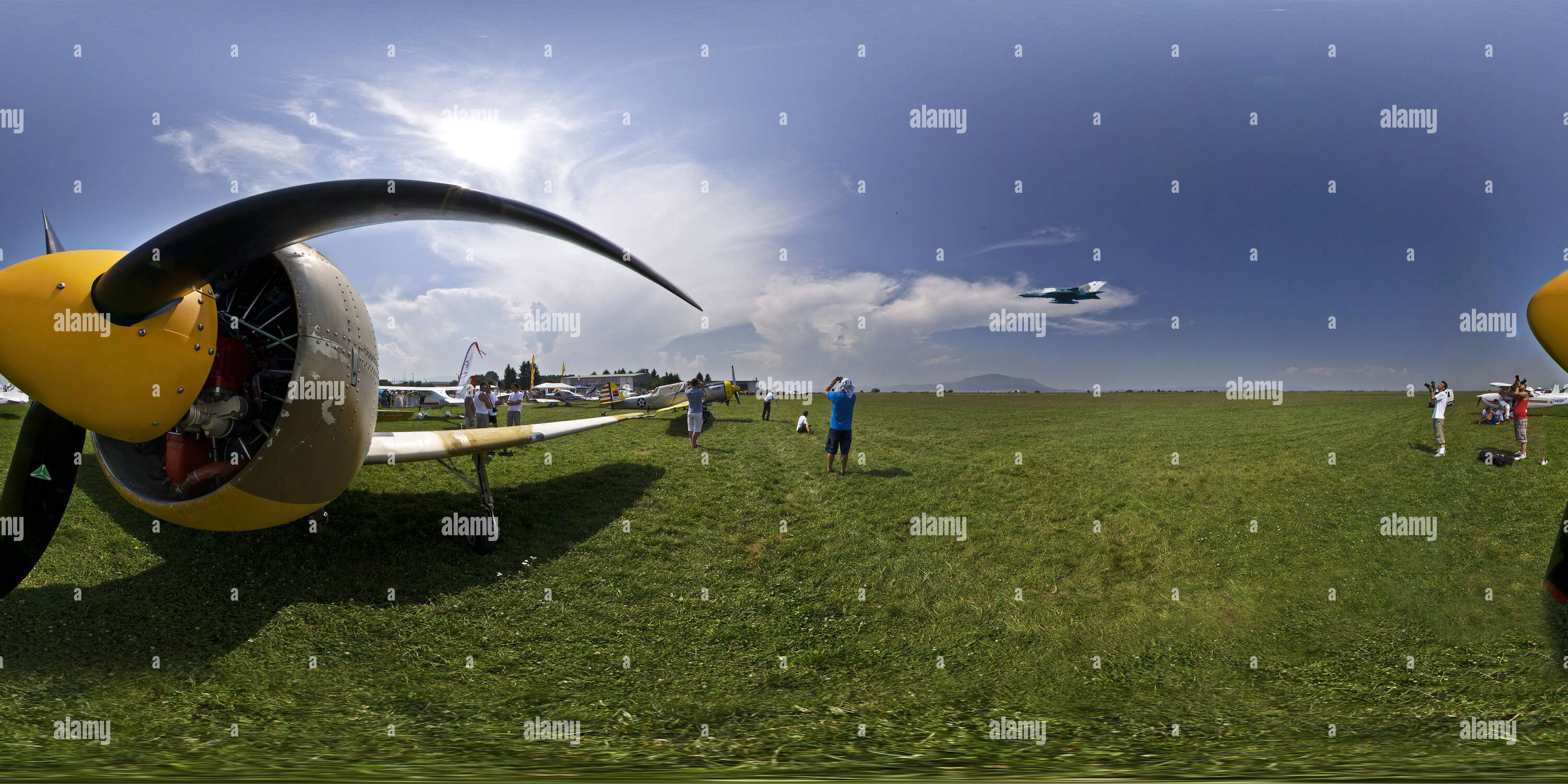 360° view of Flight of a Mig 21 seen from the propeller of a Yak - Alamy