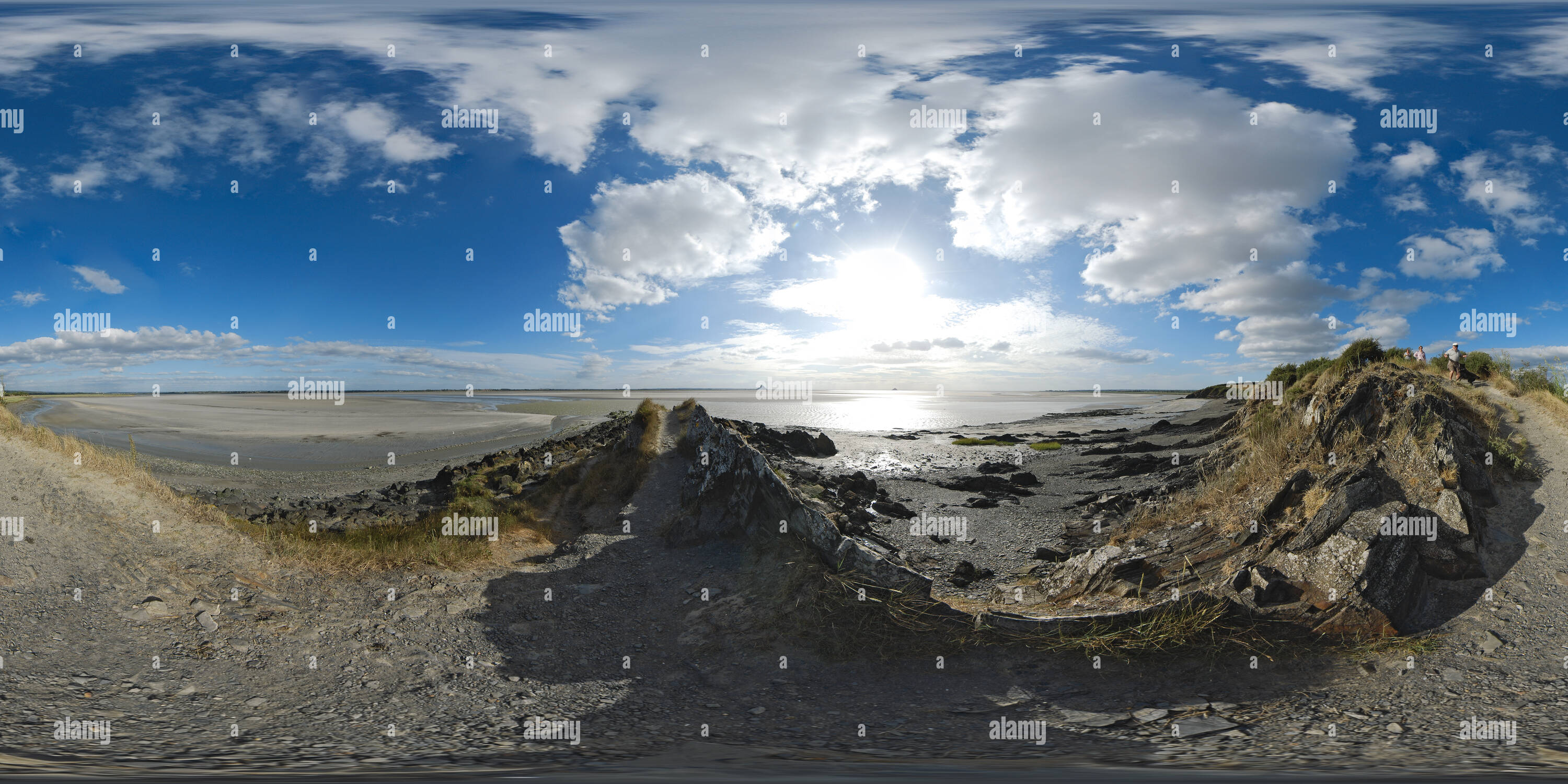 360° view of La baie du Mont-Saint-Michel depuis la Pointe Du Grouin Du ...