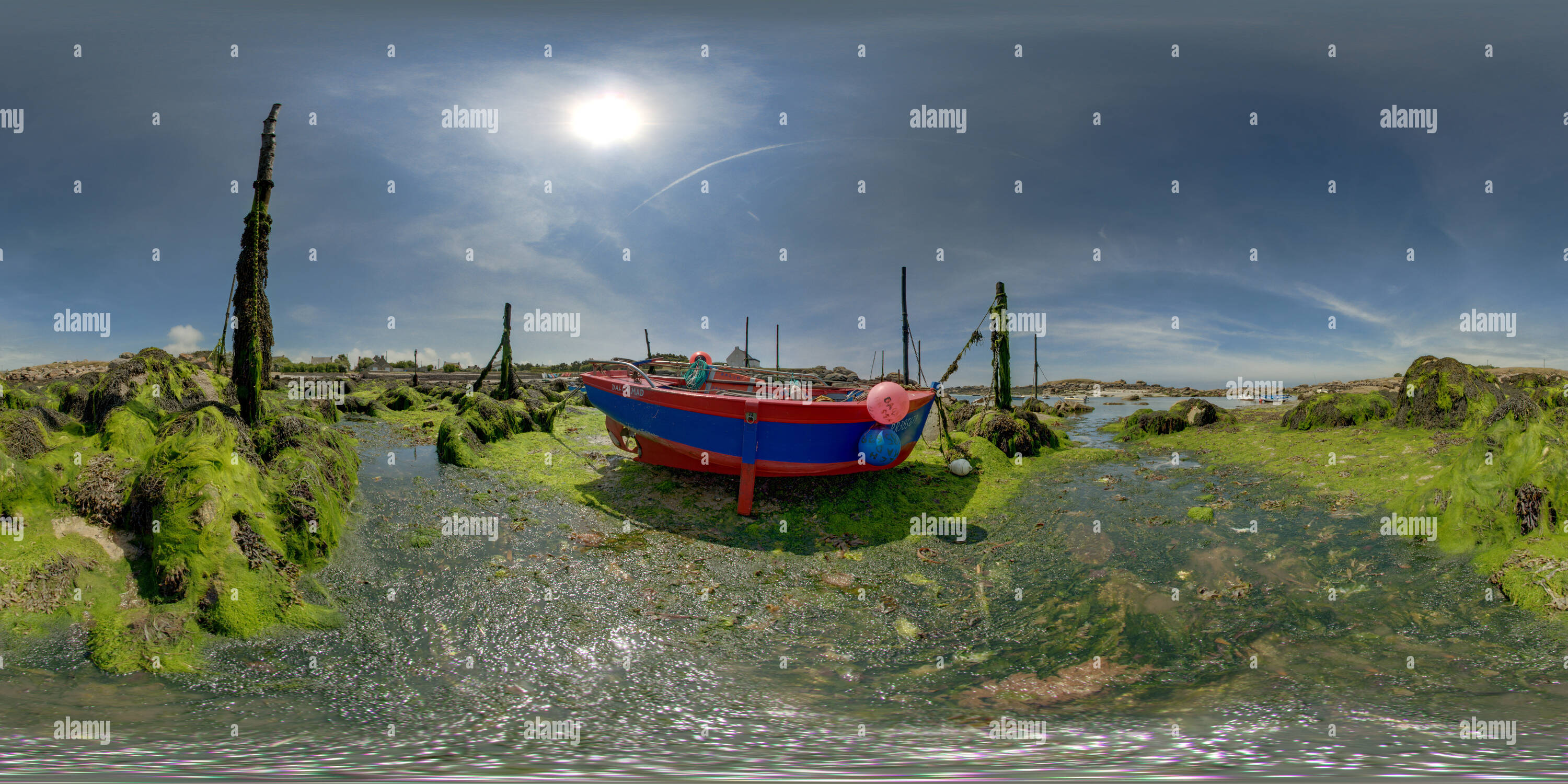 360° view of maree basse Pors Mazou Porspoder - Alamy