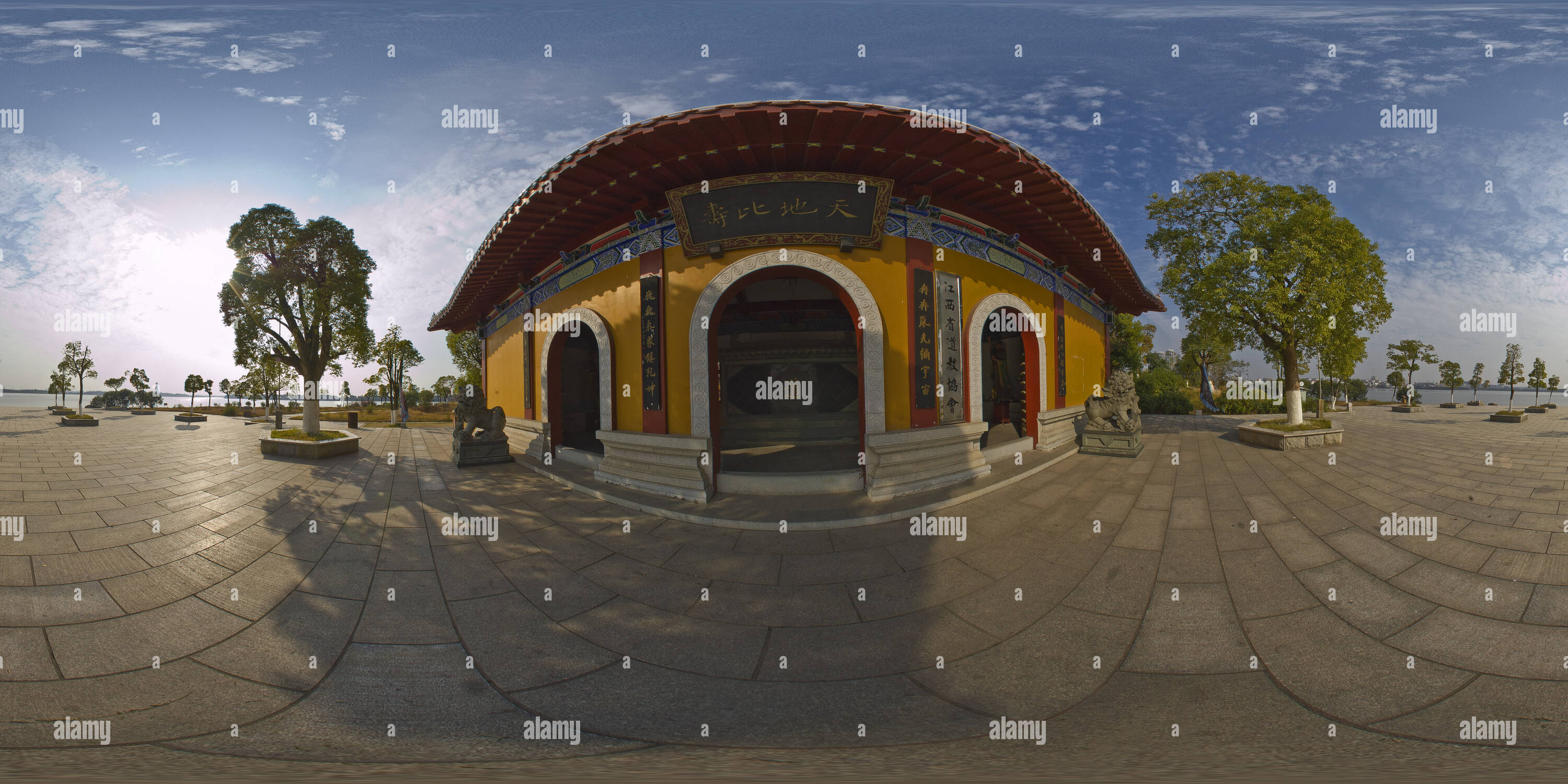 360° view of Palace In Nanchang Celestial Temple - Alamy