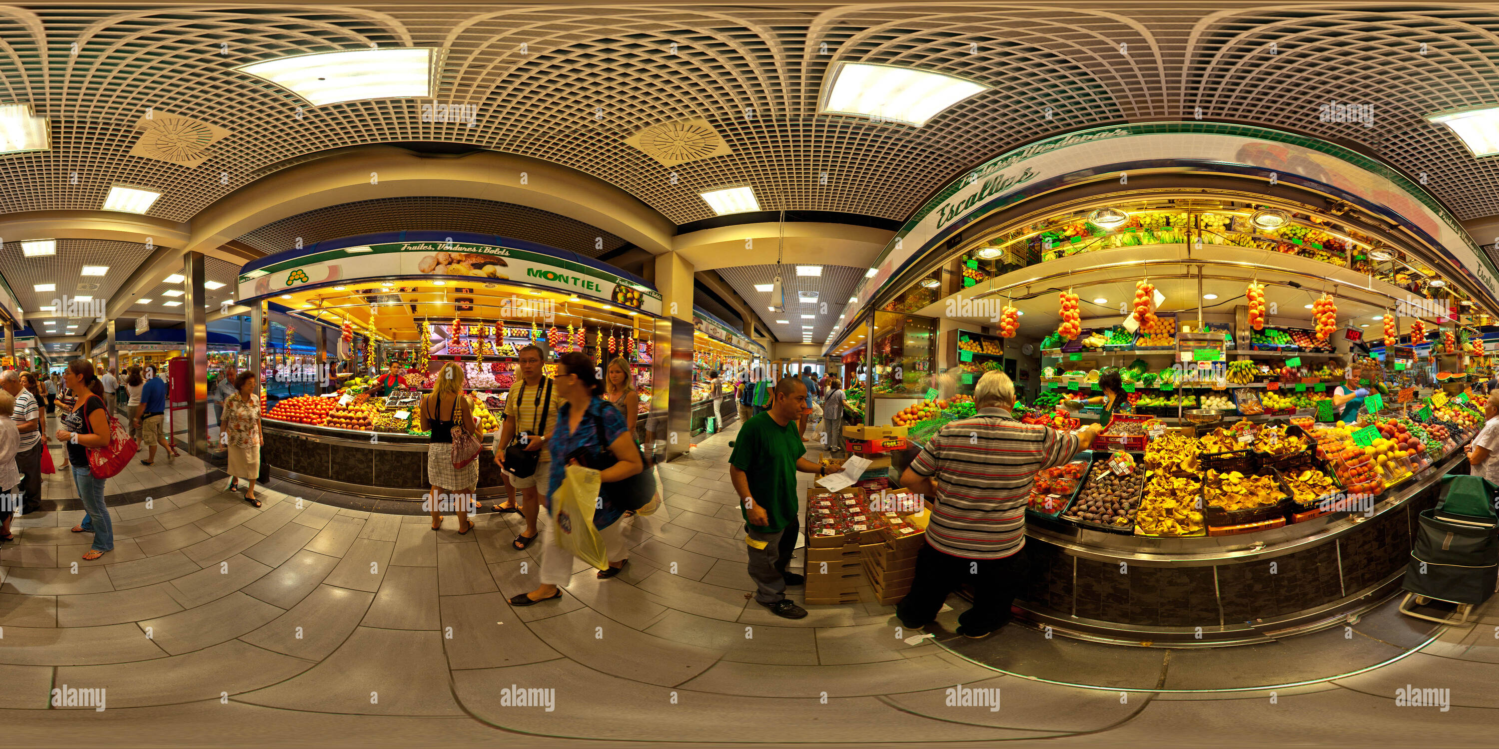 Mercado de olivar hi-res stock photography and images - Alamy