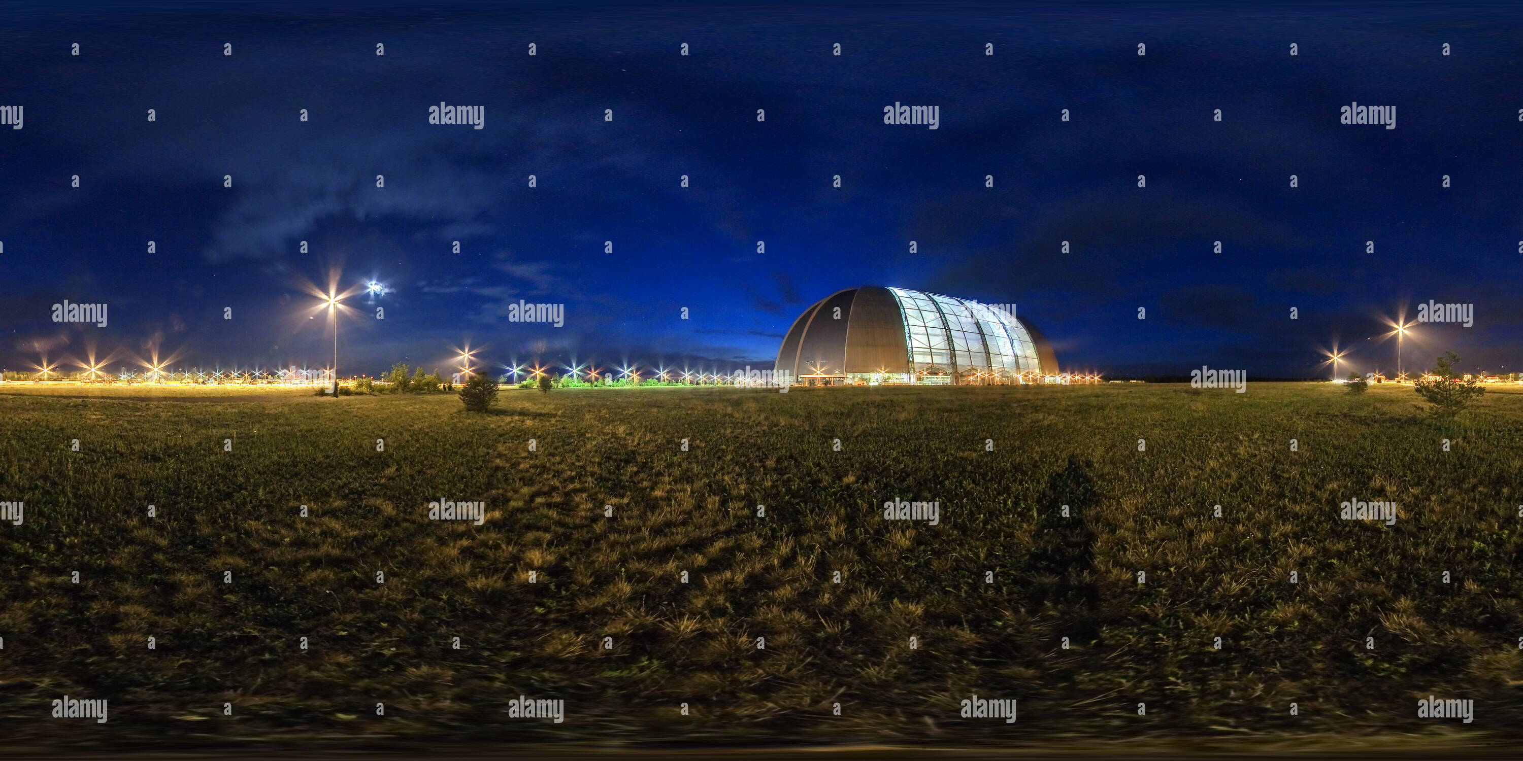 360° view of Tropical Island outside night - Alamy
