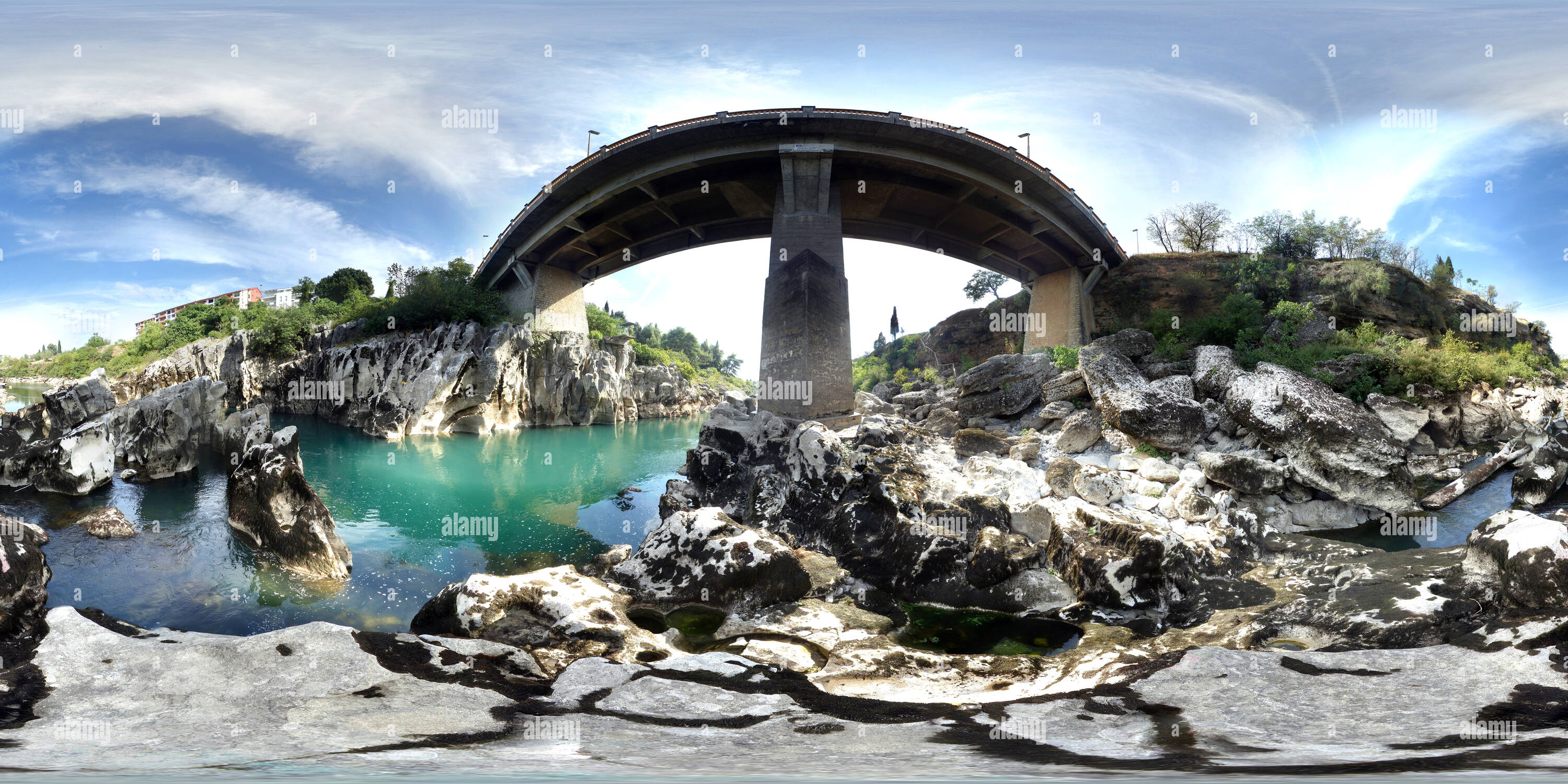 360° view of Vezirov Most (bridge) In Podgorica - Alamy