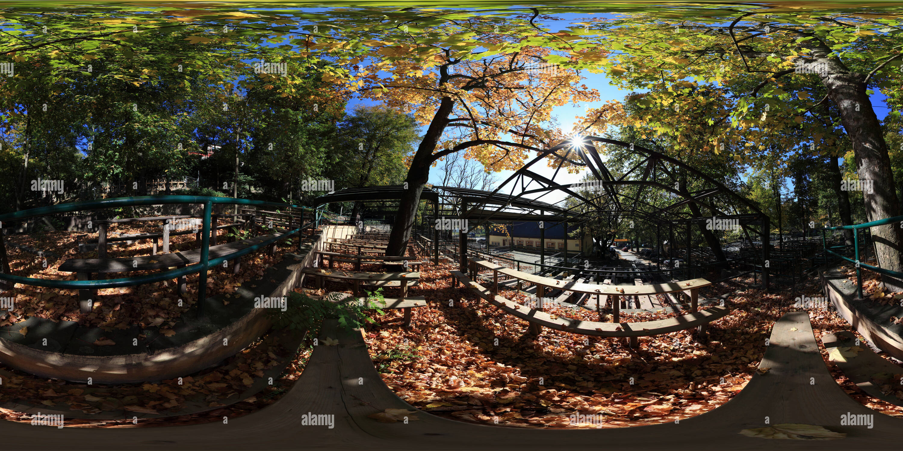 360° view of Beer garden - Autumn - Alamy