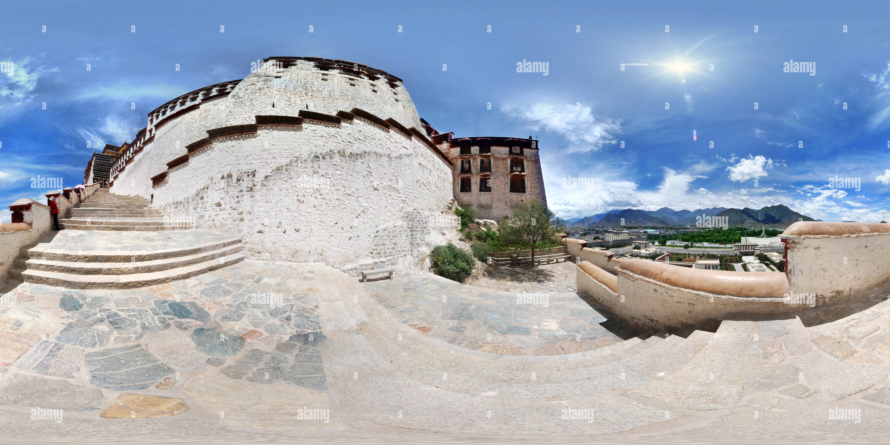 360° view of the highest ancient palace in the world，the Potala Palace ...
