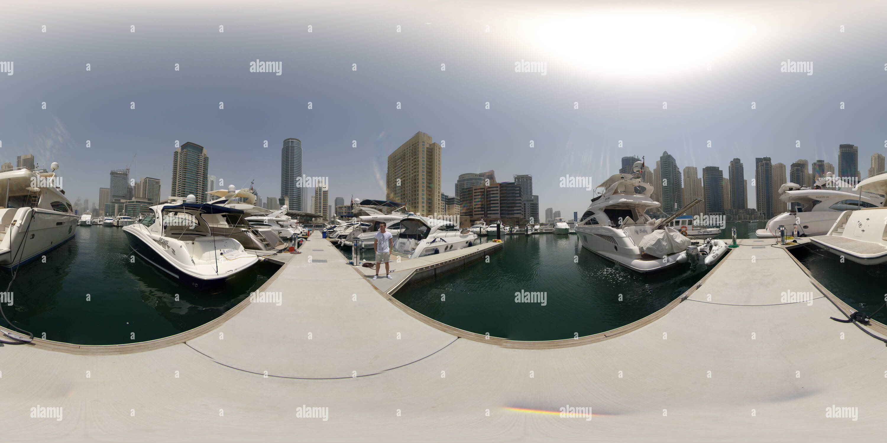 360° view of Dubai Marina at day - Alamy