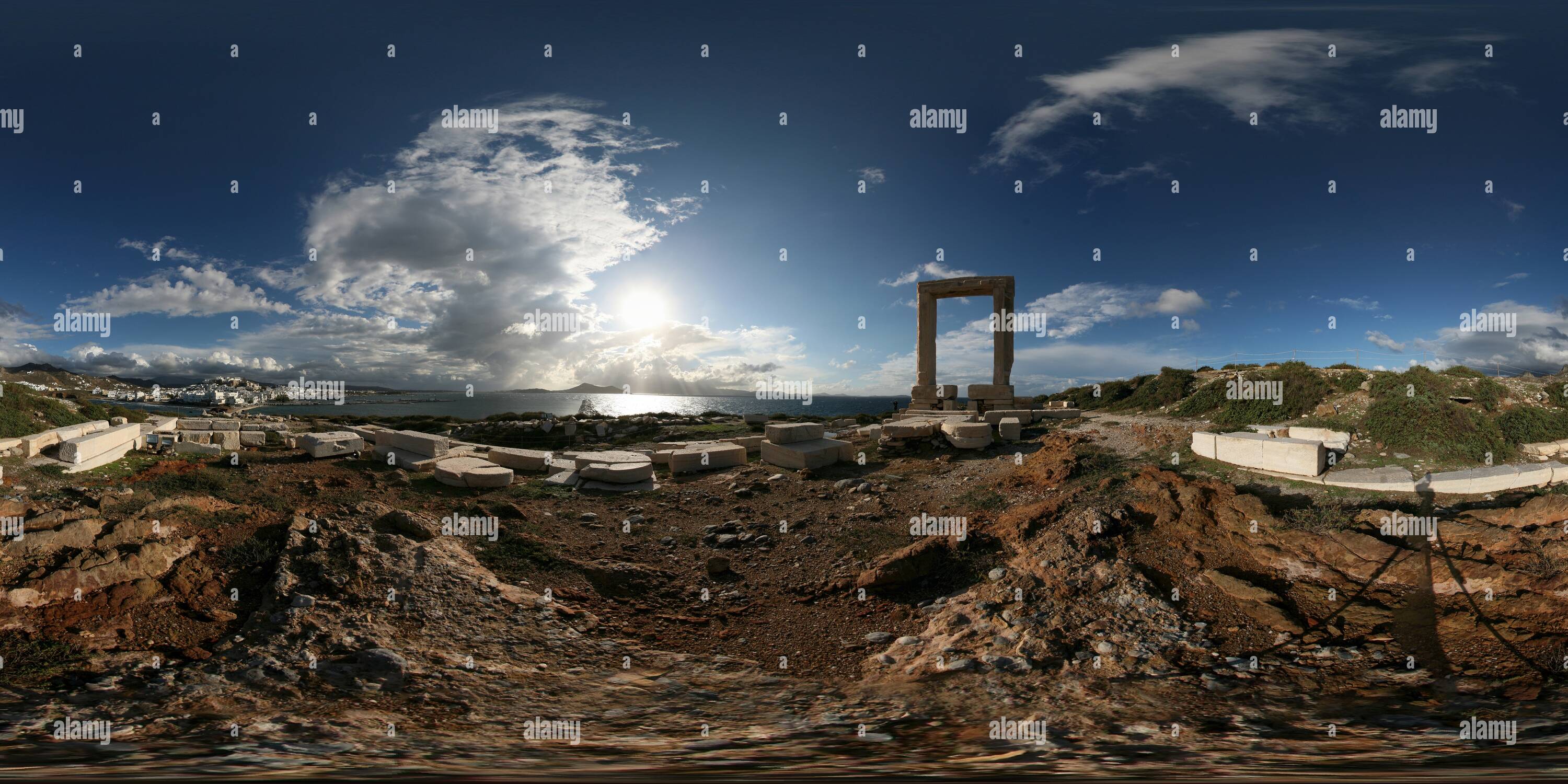 360° view of The ancient Portara , Naxos island Greece - Alamy
