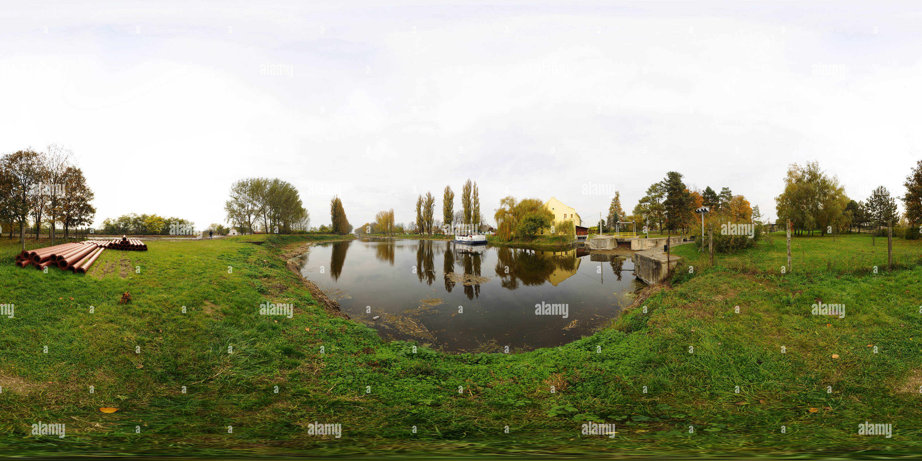 360° view of Mali Stapar Lock and Sluice - Alamy