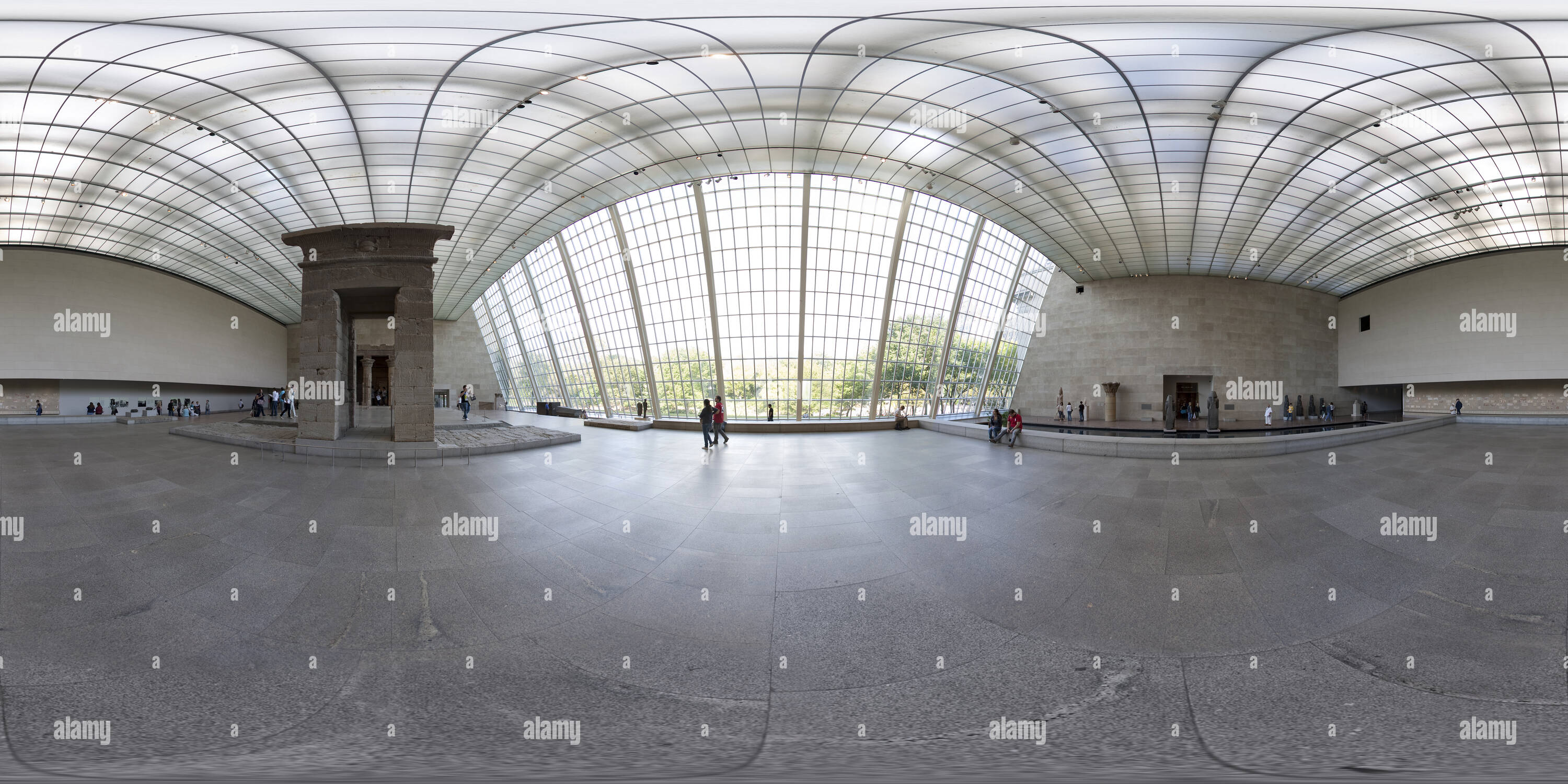 360° view of The Met - Temple of Dendur - Alamy
