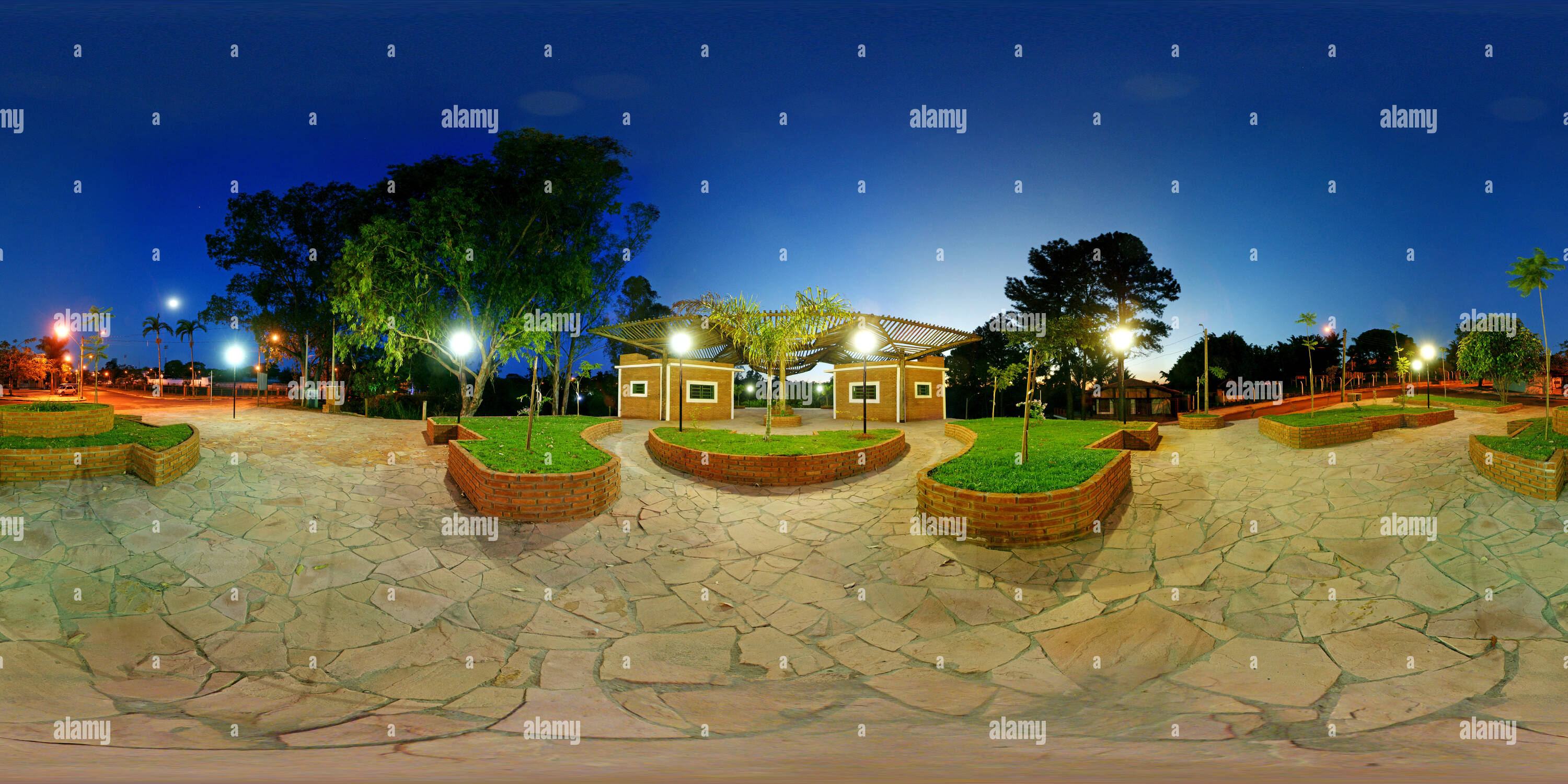 360° view of Praça do Parque dos Saltos em Brotas SP - Alamy