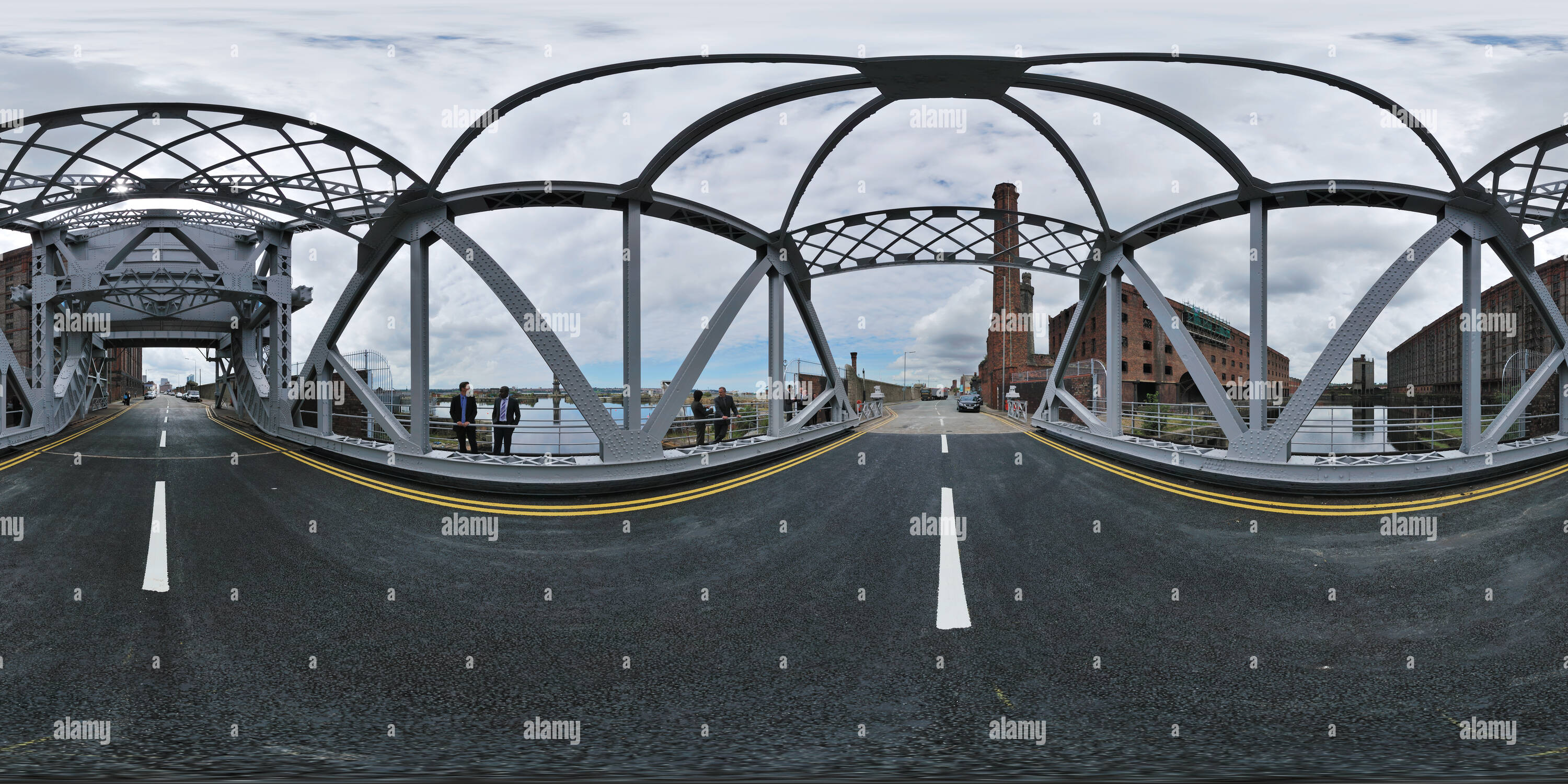360° view of Liverpool Bascule Bridge - Alamy
