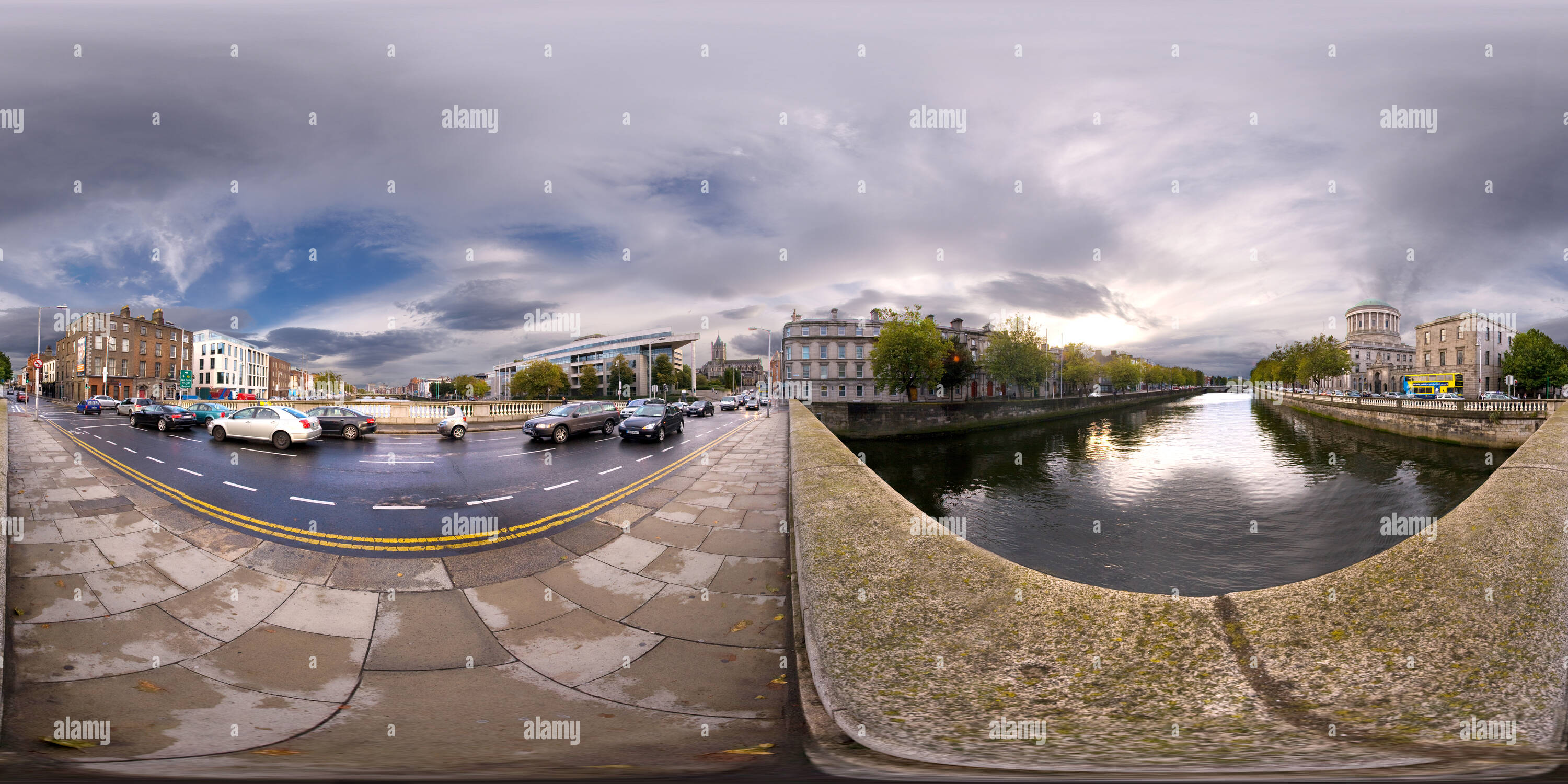360° view of Liffey river and Four Courts in Dublin - Alamy