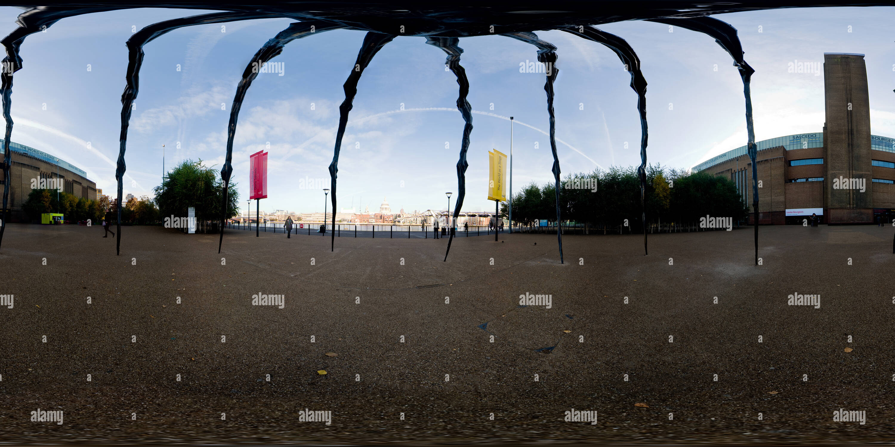 360° view of Spider at London Tate Museum - Alamy