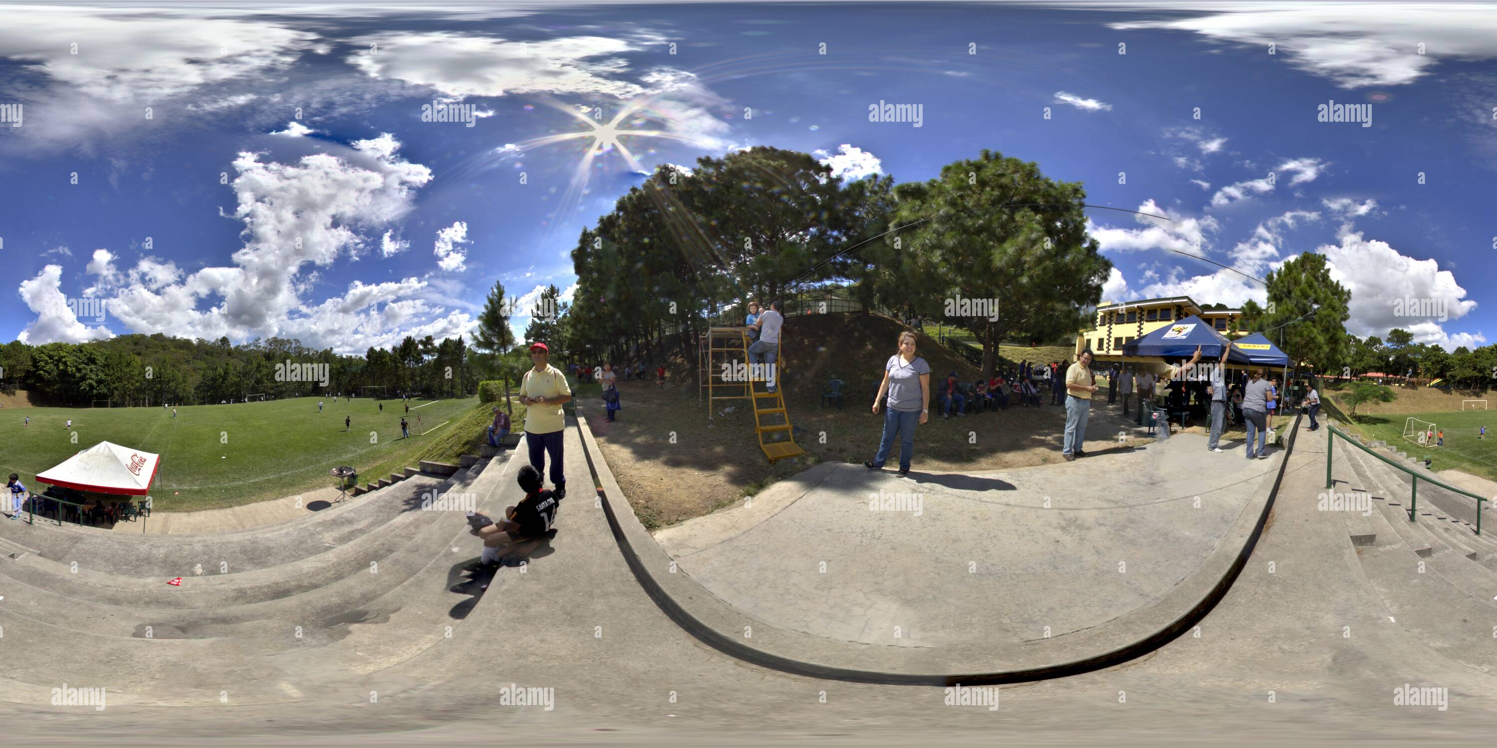 Colegio lamatepec hi-res stock photography and images - Alamy