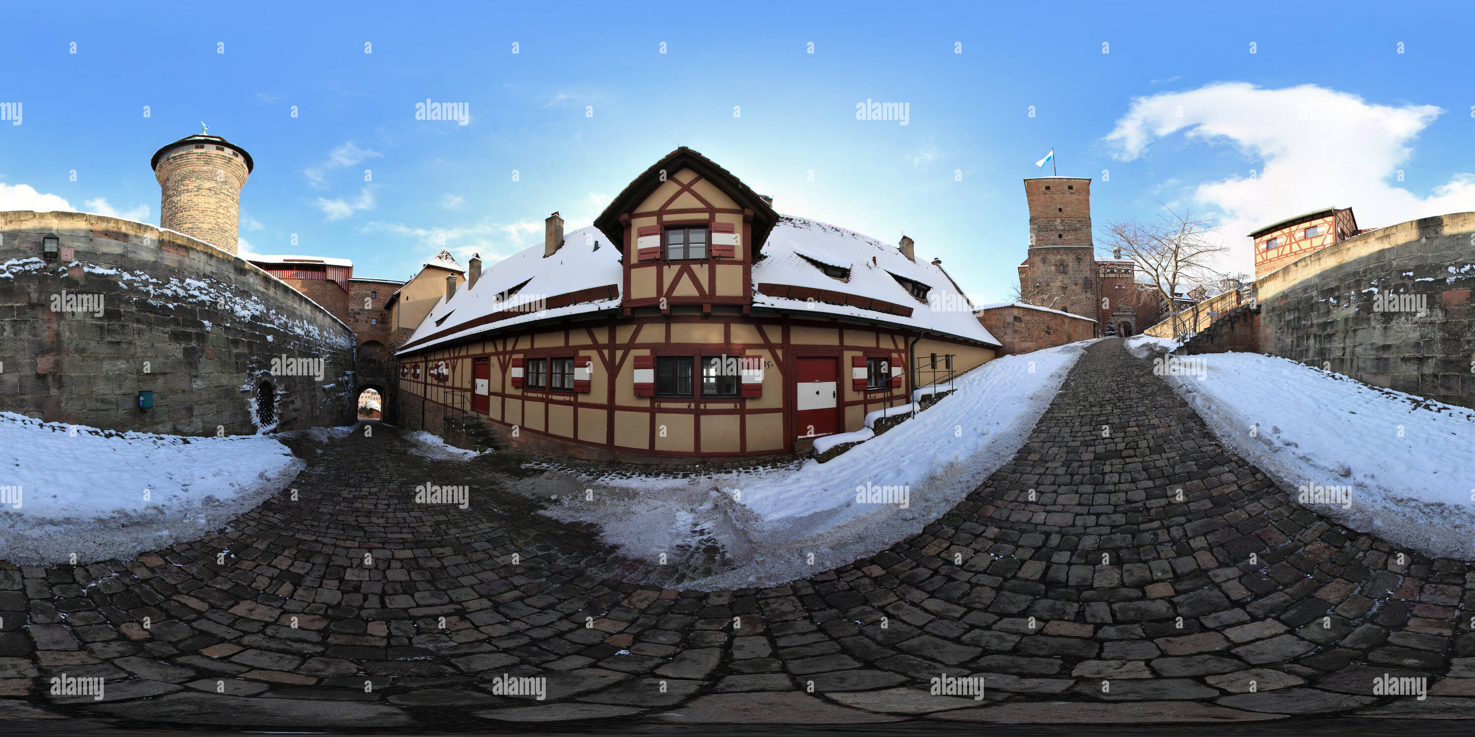 360° view of Nuremberg Castle in Winter - Courtyard - Alamy