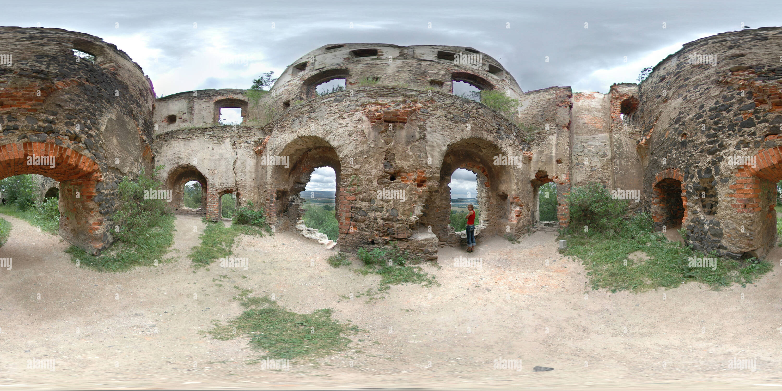 360° view of Gryf Castle ruins - Alamy