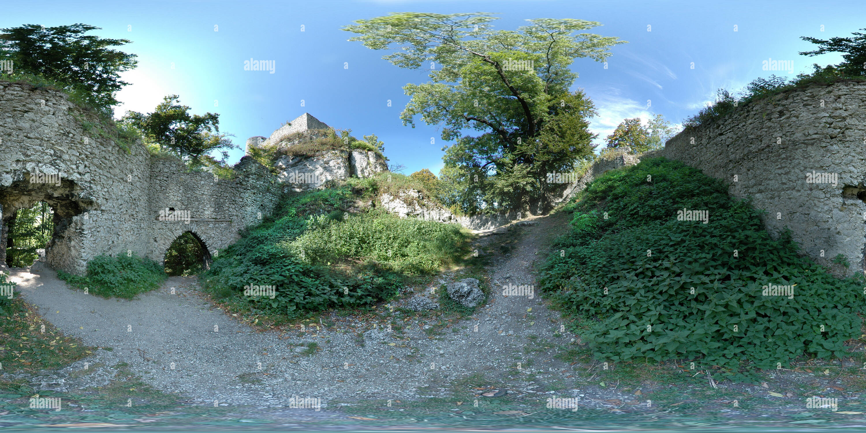 360° view of Smolen Castle ruins - Alamy
