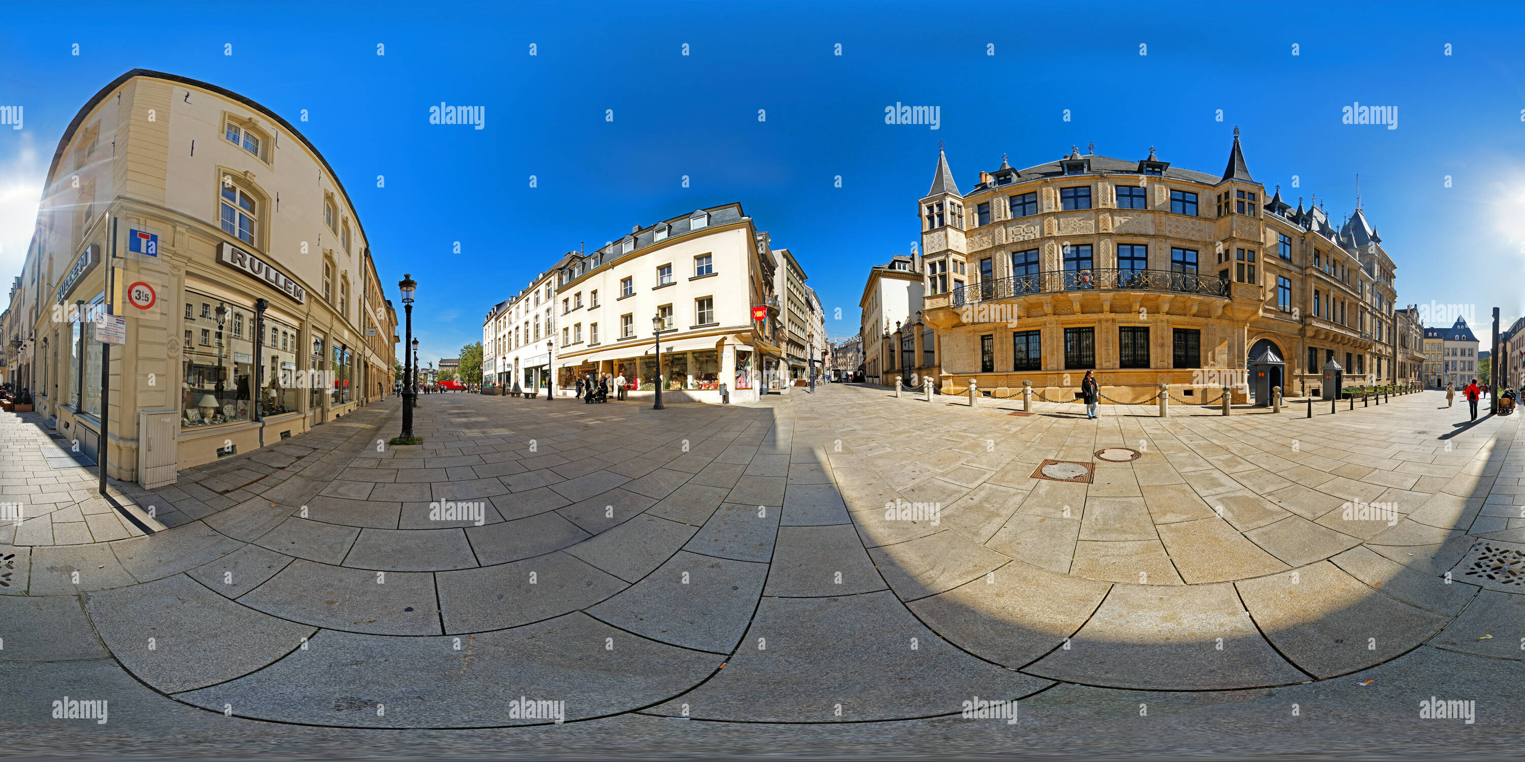 360° view of Grand Ducal Palace of Luxembourg - Alamy