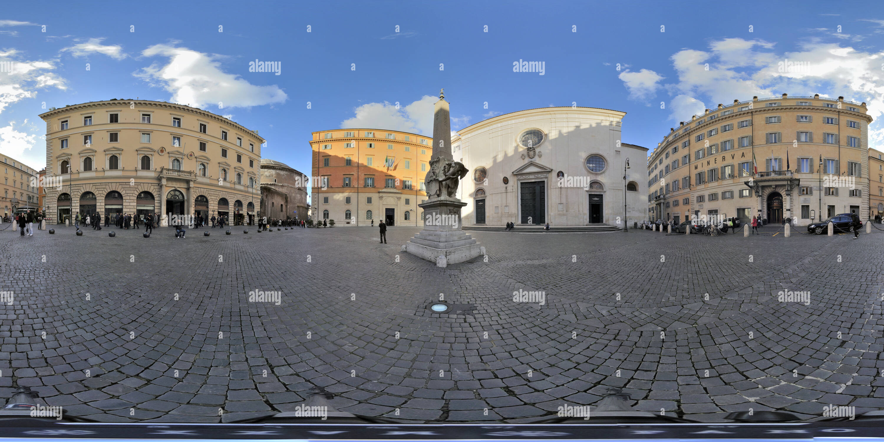360° view of Piazza della Minerva - Alamy