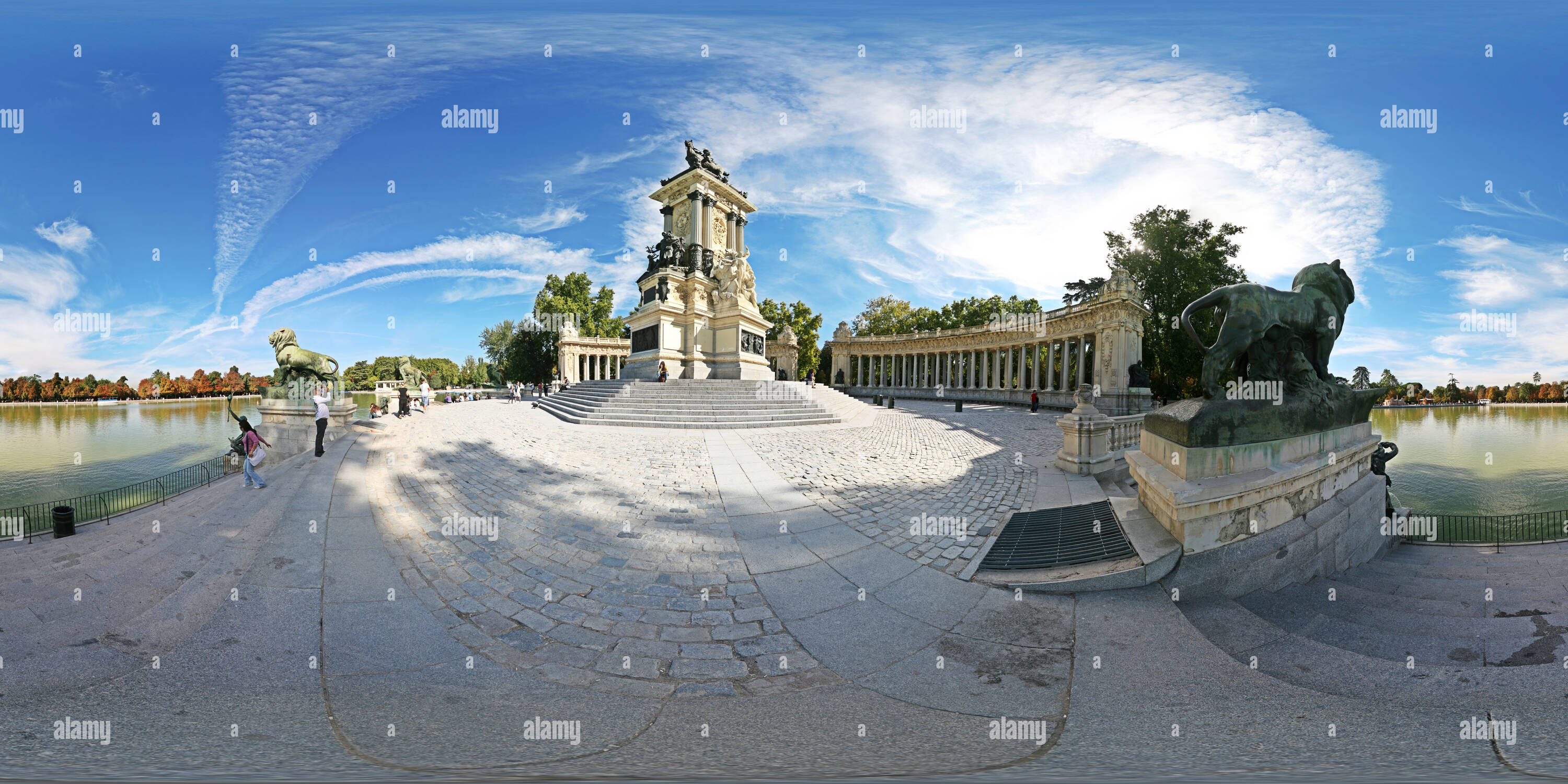 360° view of Parque del Retiro - Monumento a Alfonso XIII - Madrid ...
