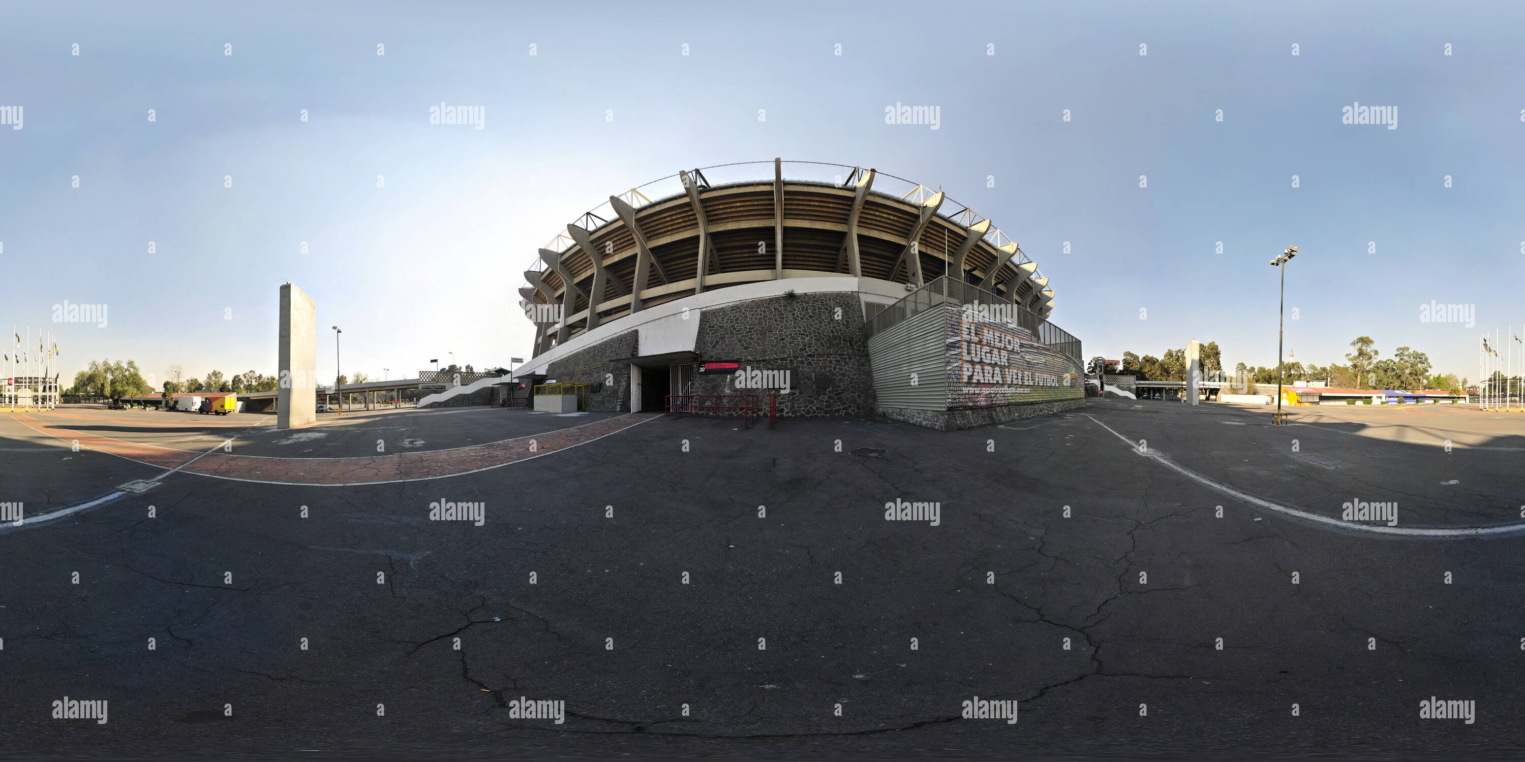 Aztec stadium hi-res stock photography and images - Alamy